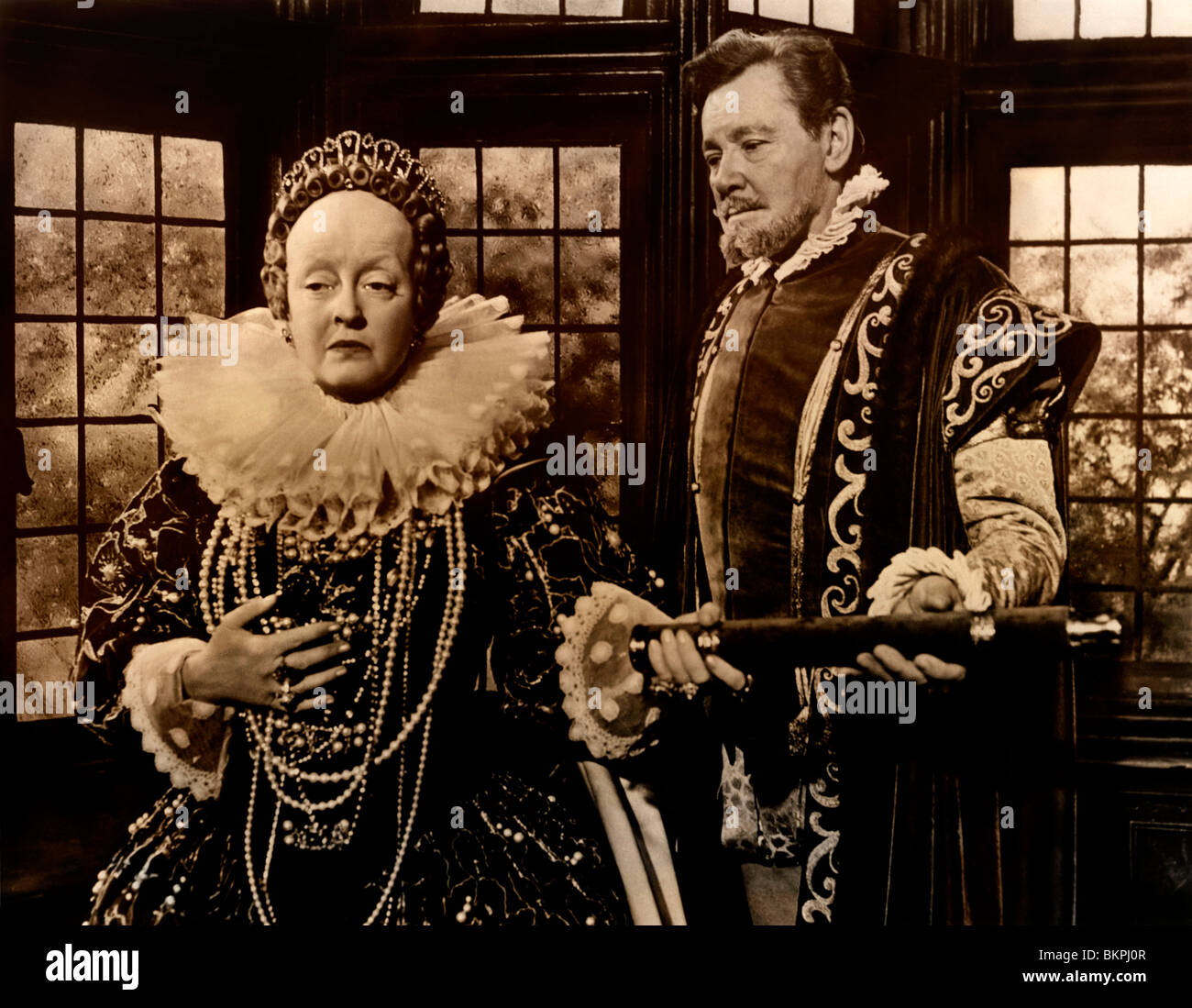 THE VIRGIN QUEEN (1955) BETTE DAVIS, HERBERT MARSHALL HENRY KOSTER (DIR ...