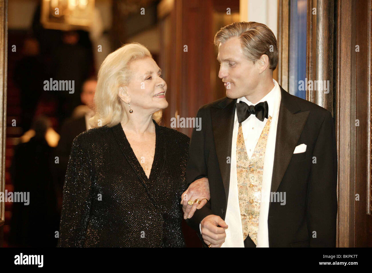 THE WALKER (2007) LAUREN BACALL, WOODY HARRELSON TWAK 001-03 Stock ...