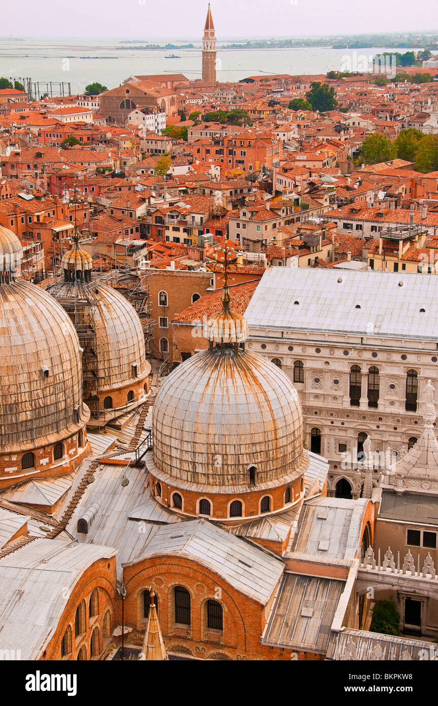 Roof tops of Venice Stock Photo - Alamy