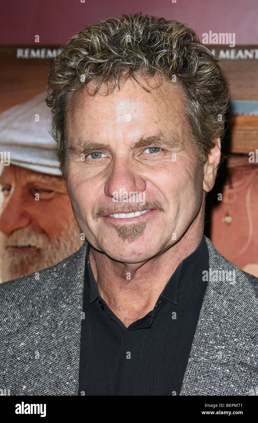 Martin kove hi-res stock photography and images - Alamy