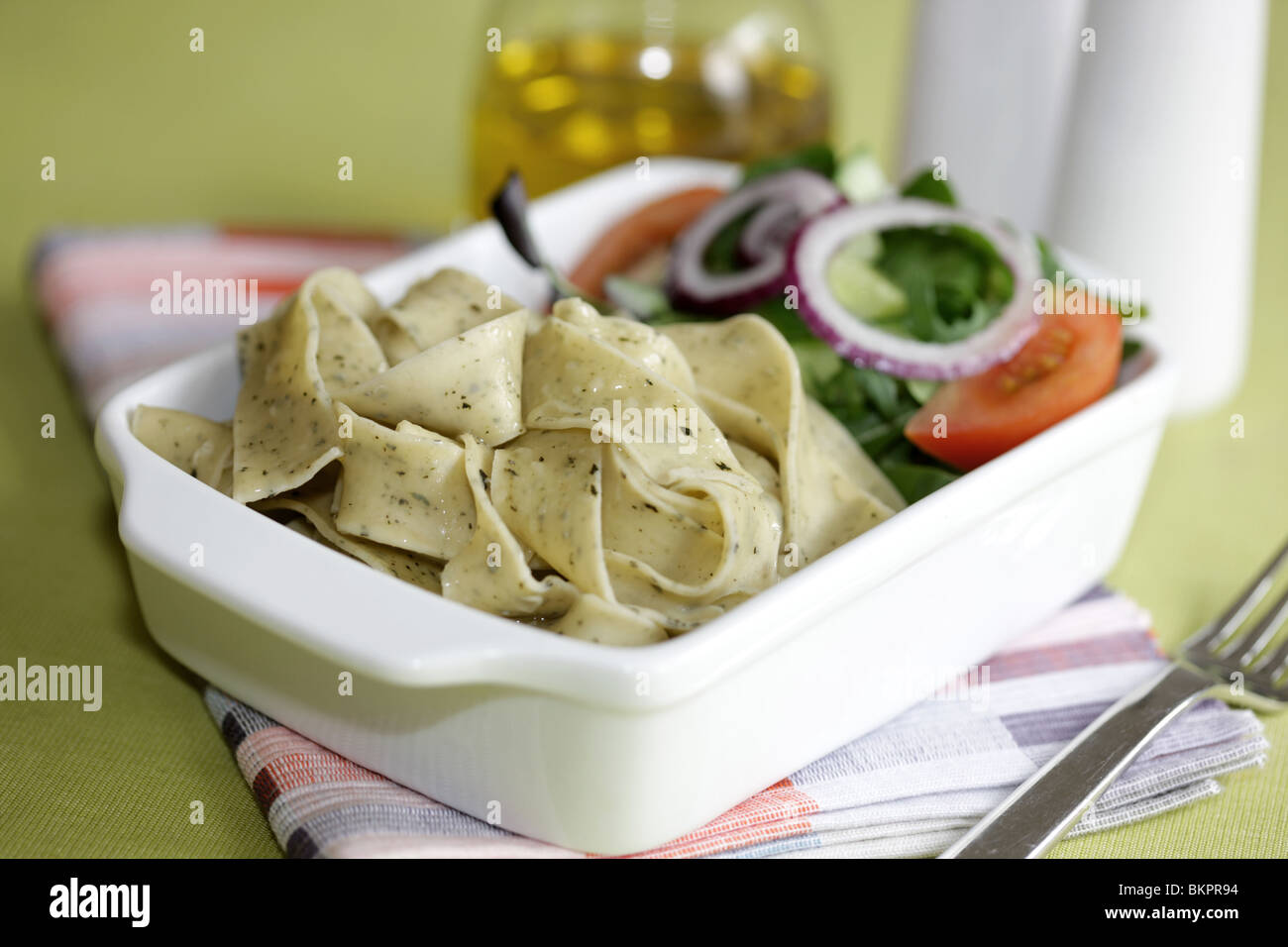 Basil pappardelle pasta hi-res stock photography and images - Alamy