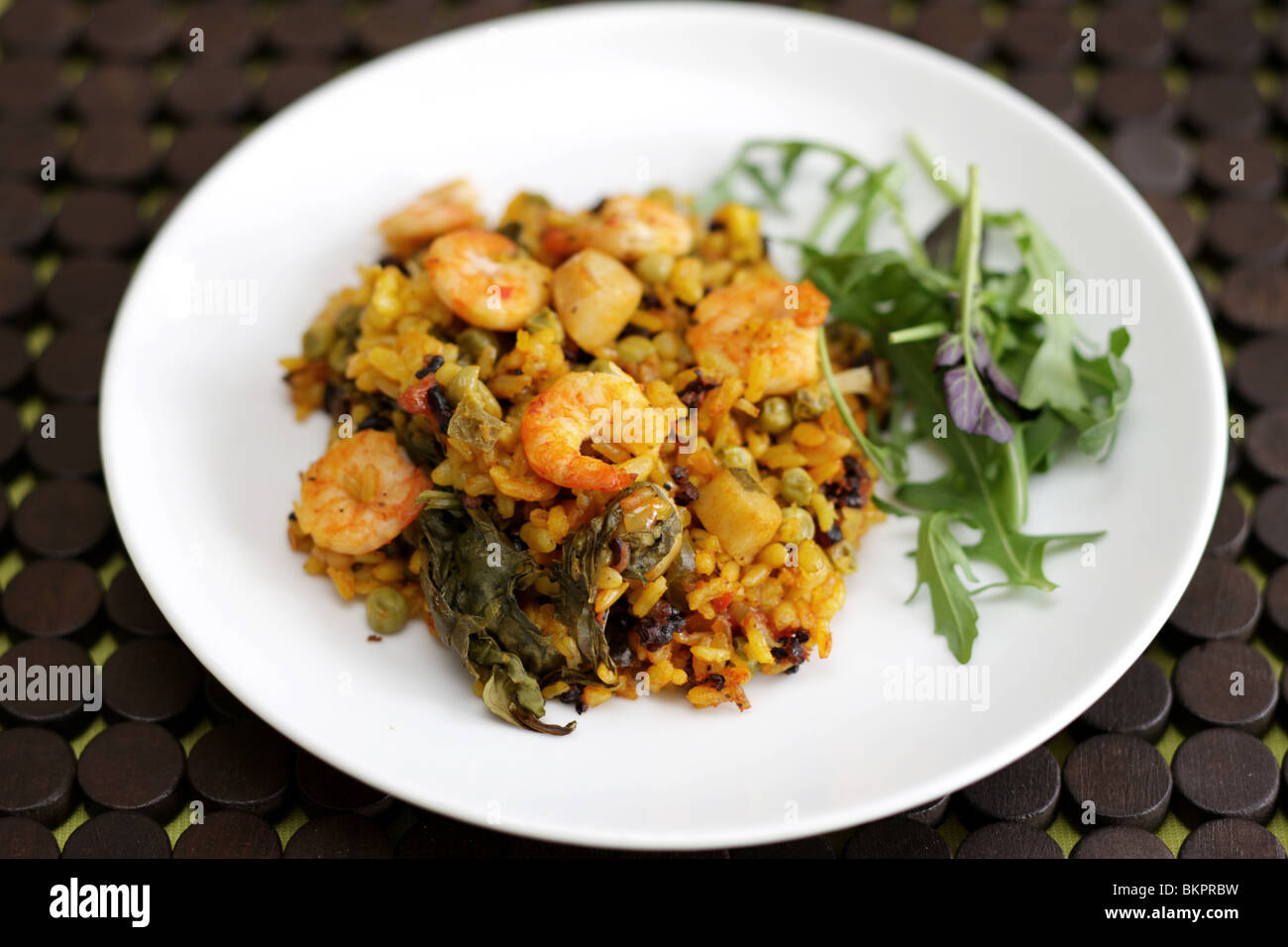King Prawn and Scallop Paella Stock Photo - Alamy