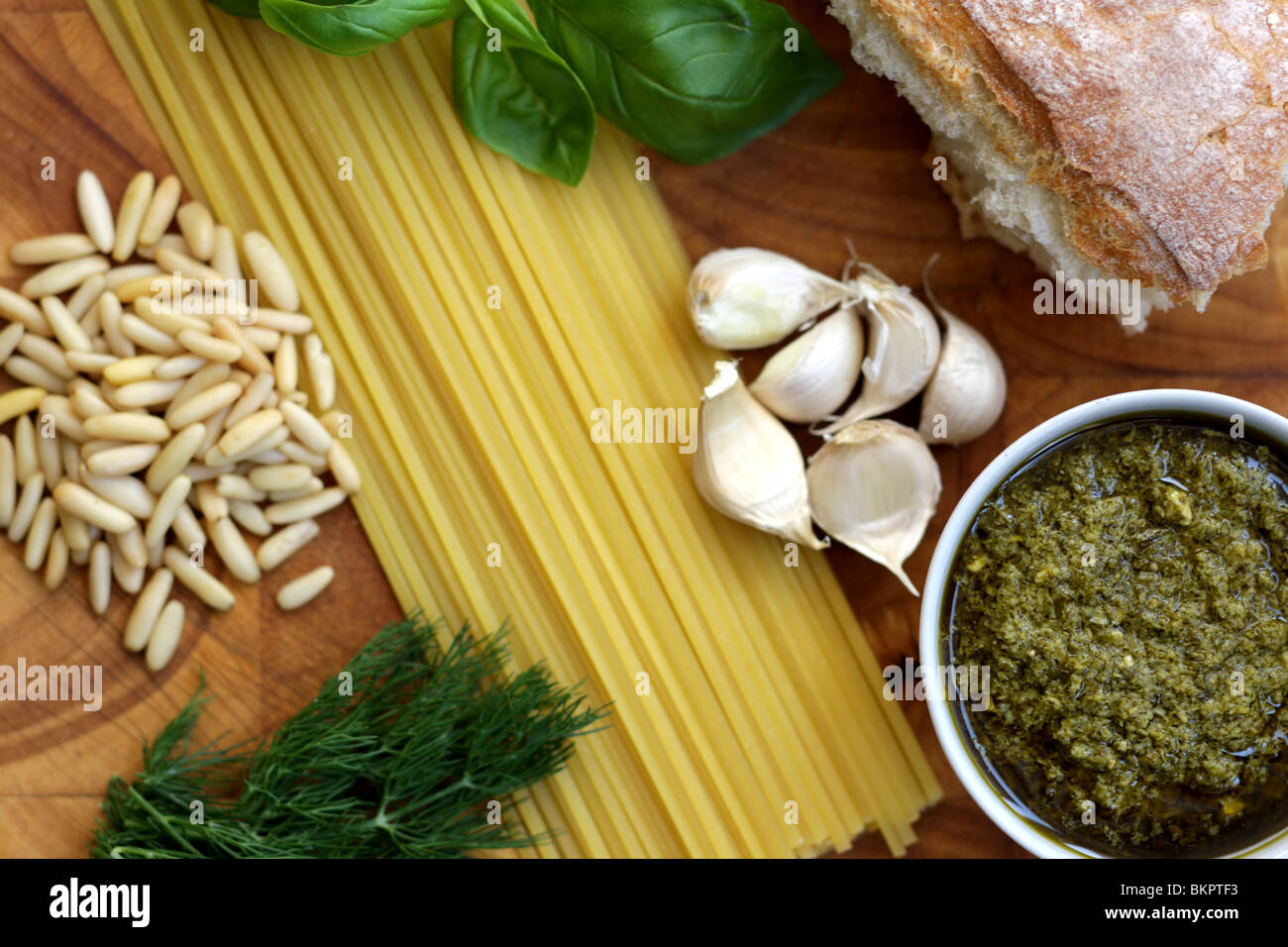 Dried Linguine Pasta Stock Photo - Alamy