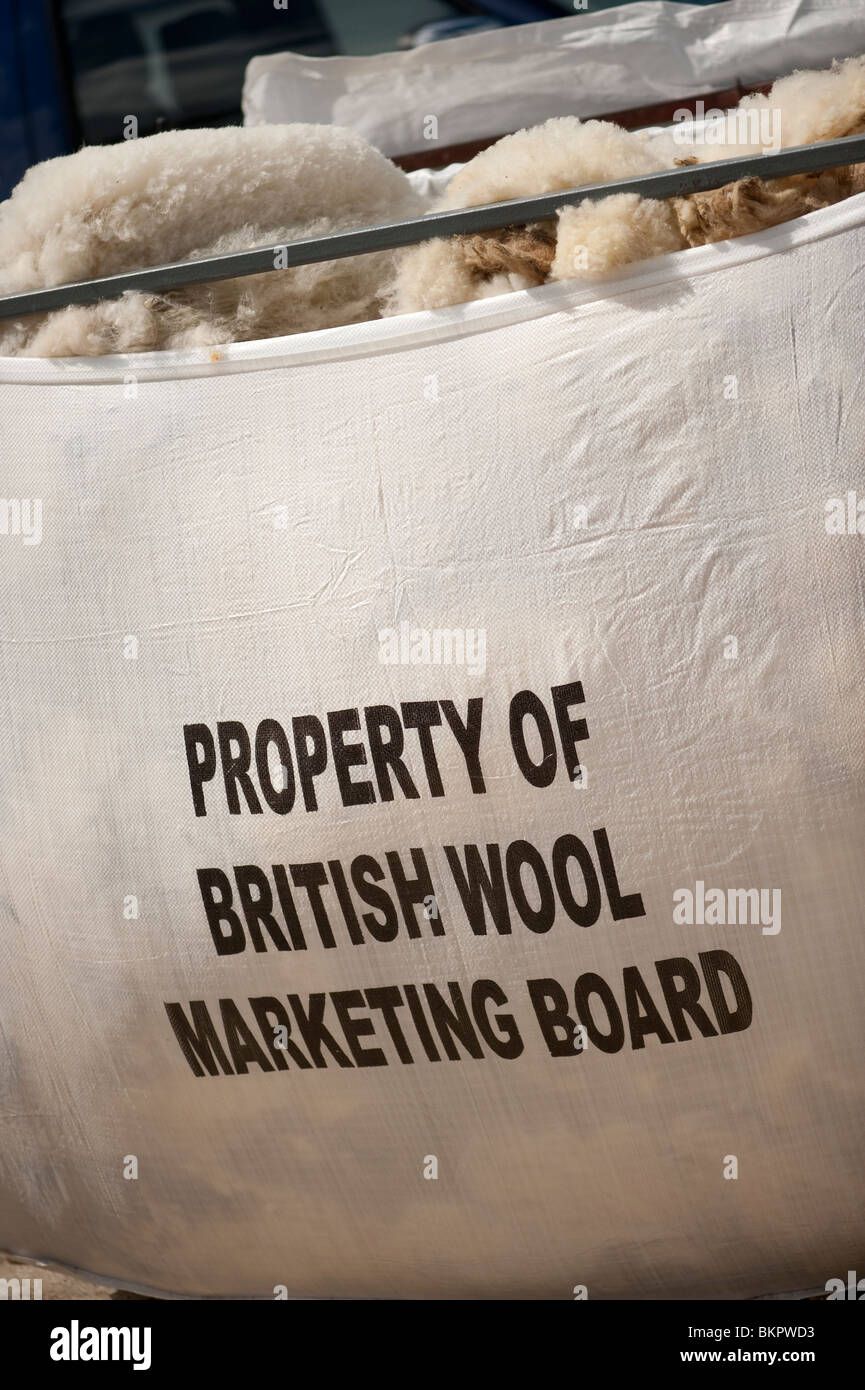 Sack of sheep wool hi-res stock photography and images - Alamy