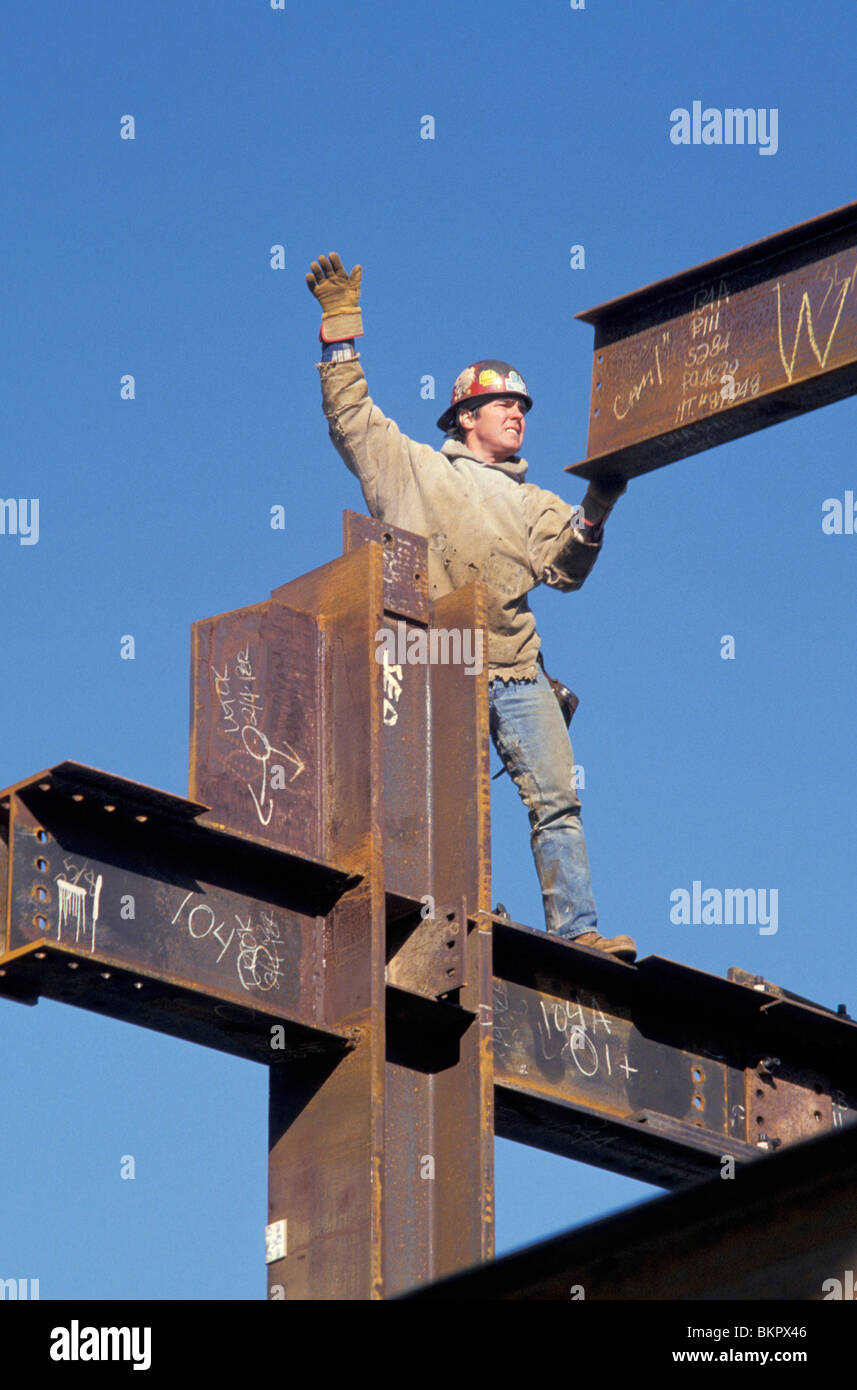 Ironworkers Set Steel Beams on Building SC AK Summer Anchorage Stock ...