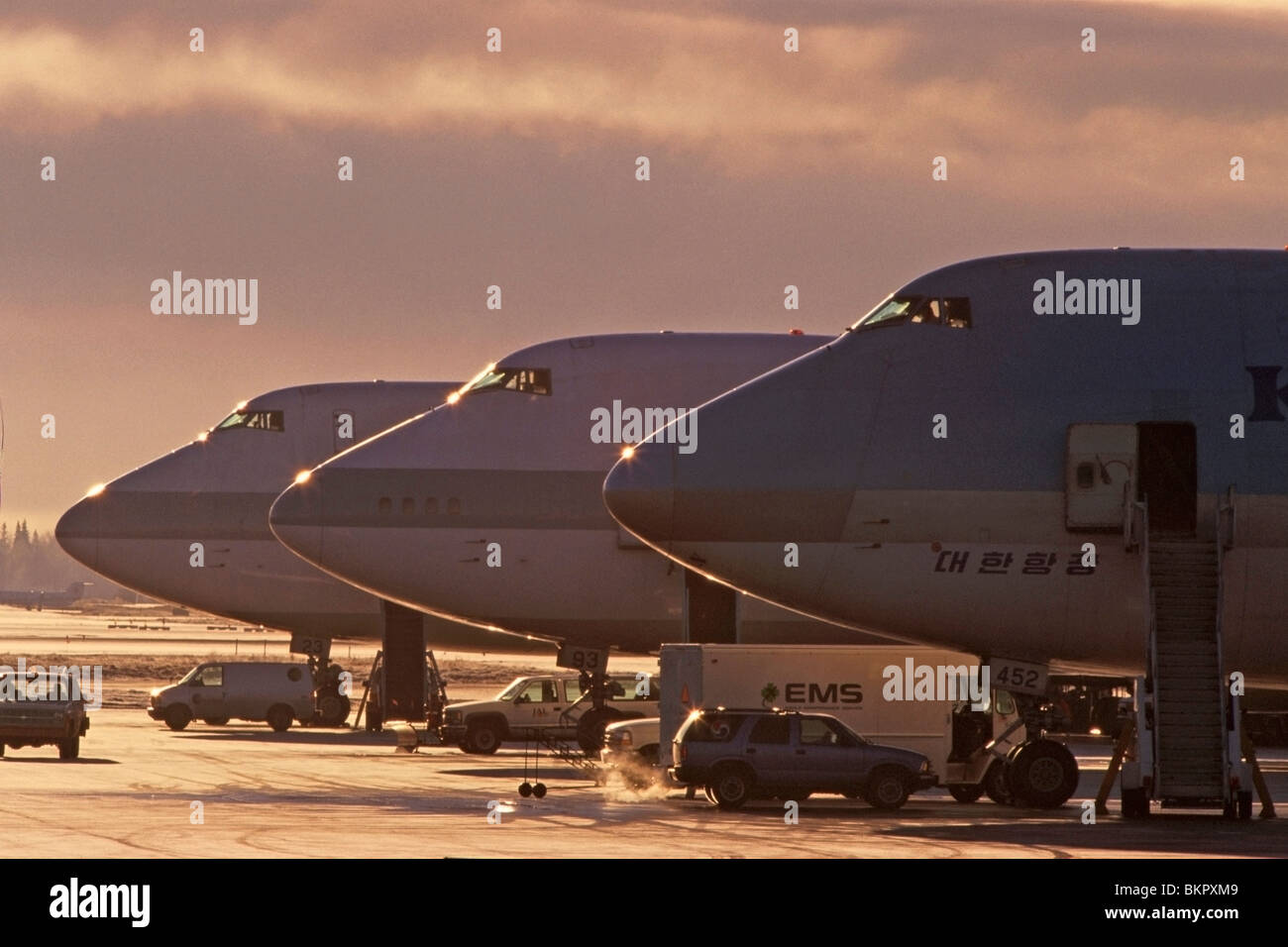 Alaska boeing 747 hi-res stock photography and images - Alamy