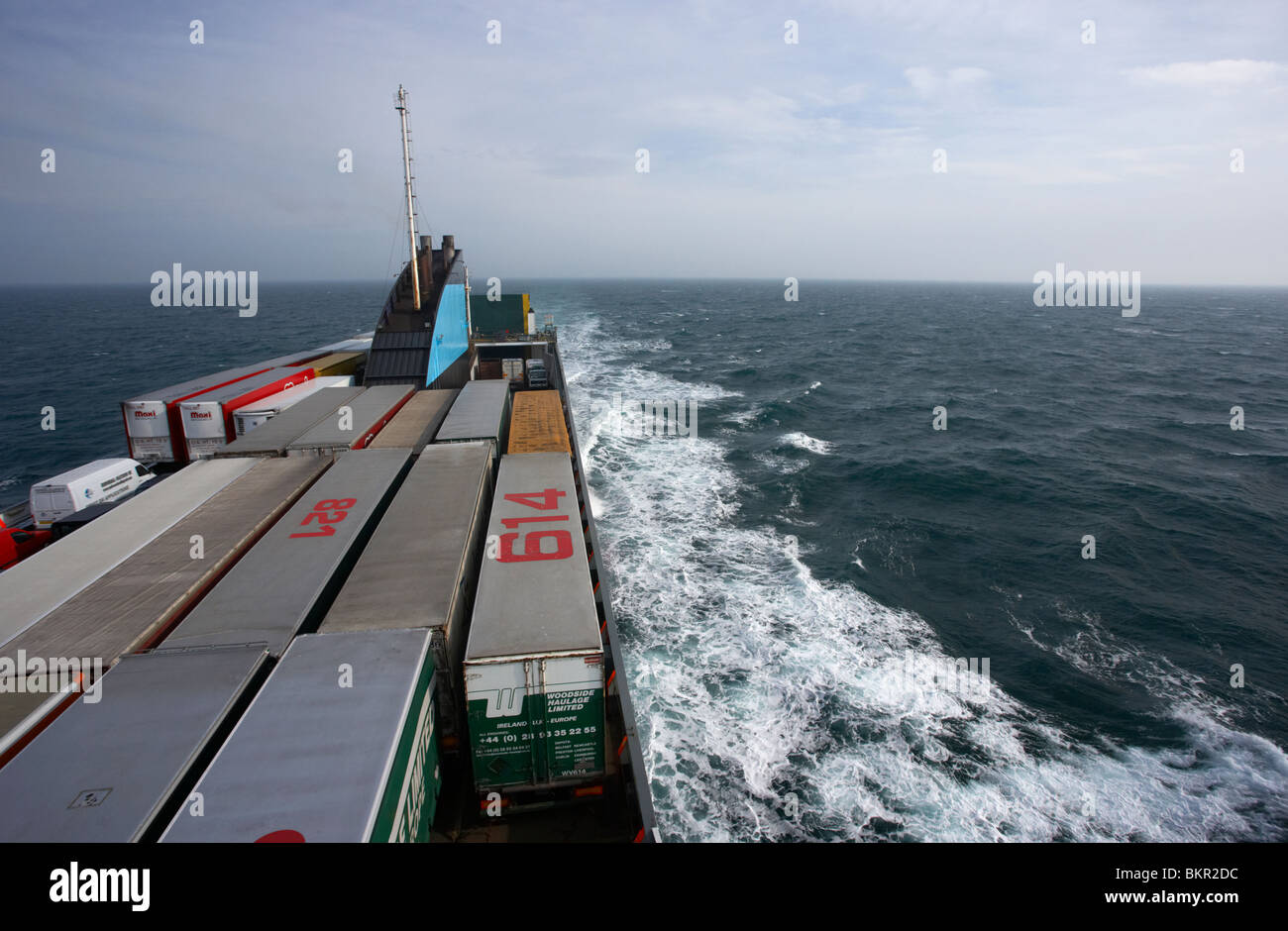 Norfolkline freight ferry travelling through hi-res stock photography ...
