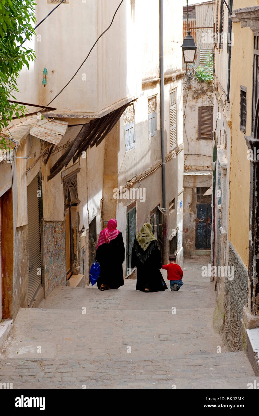 Algerian women hi-res stock photography and images - Alamy