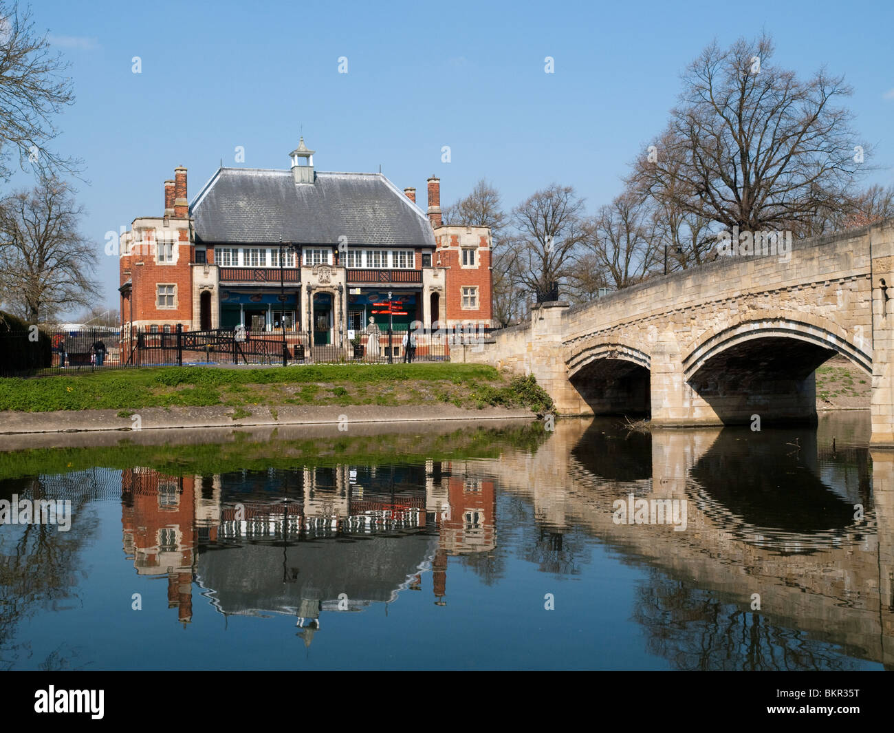 The Parks Pavilion Cafe from across the river at Abbey Park, Leicester ...