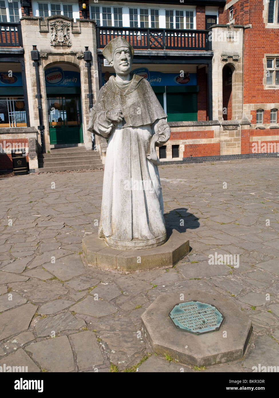 Cardinal Wolsey At Abbey Park High Resolution Stock Photography and ...