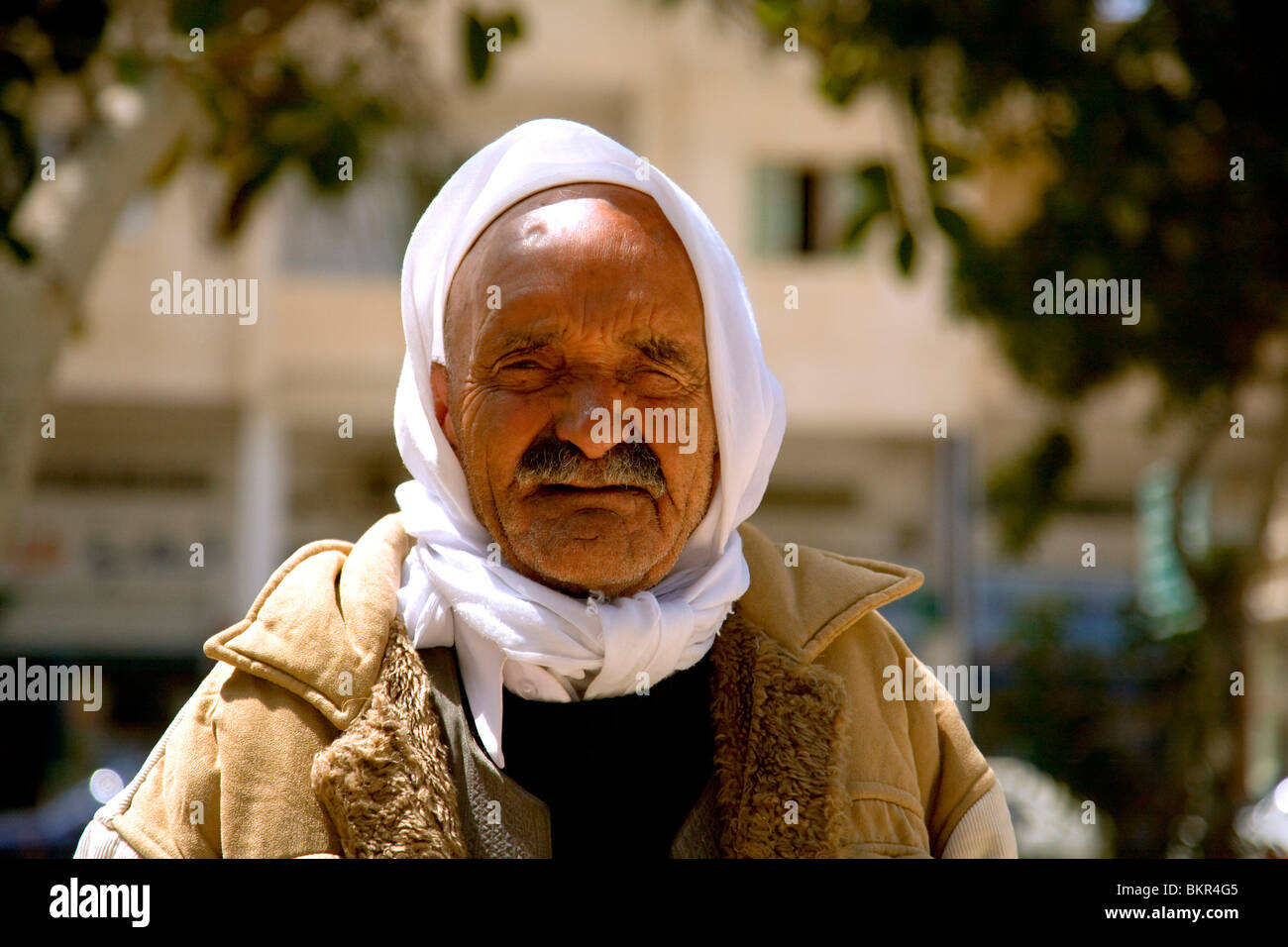Old man portrait libya hi-res stock photography and images - Alamy