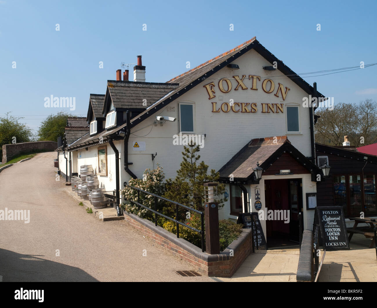 Leicestershire pub hi-res stock photography and images - Alamy