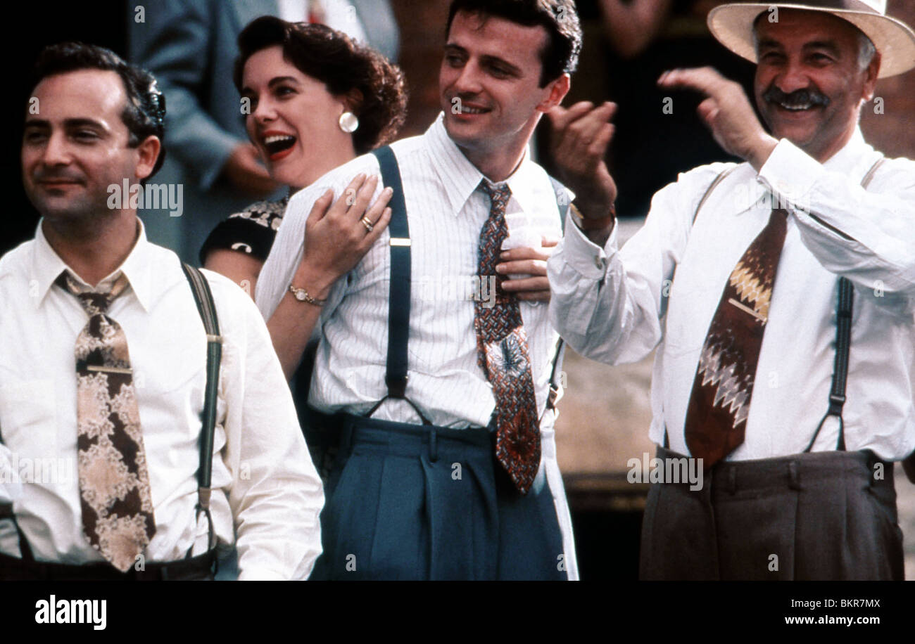 AVALON (1990) ARMIN MUELLER-STAHL, AIDEN QUINN, ELIZABETH PERKINS BARRY ...