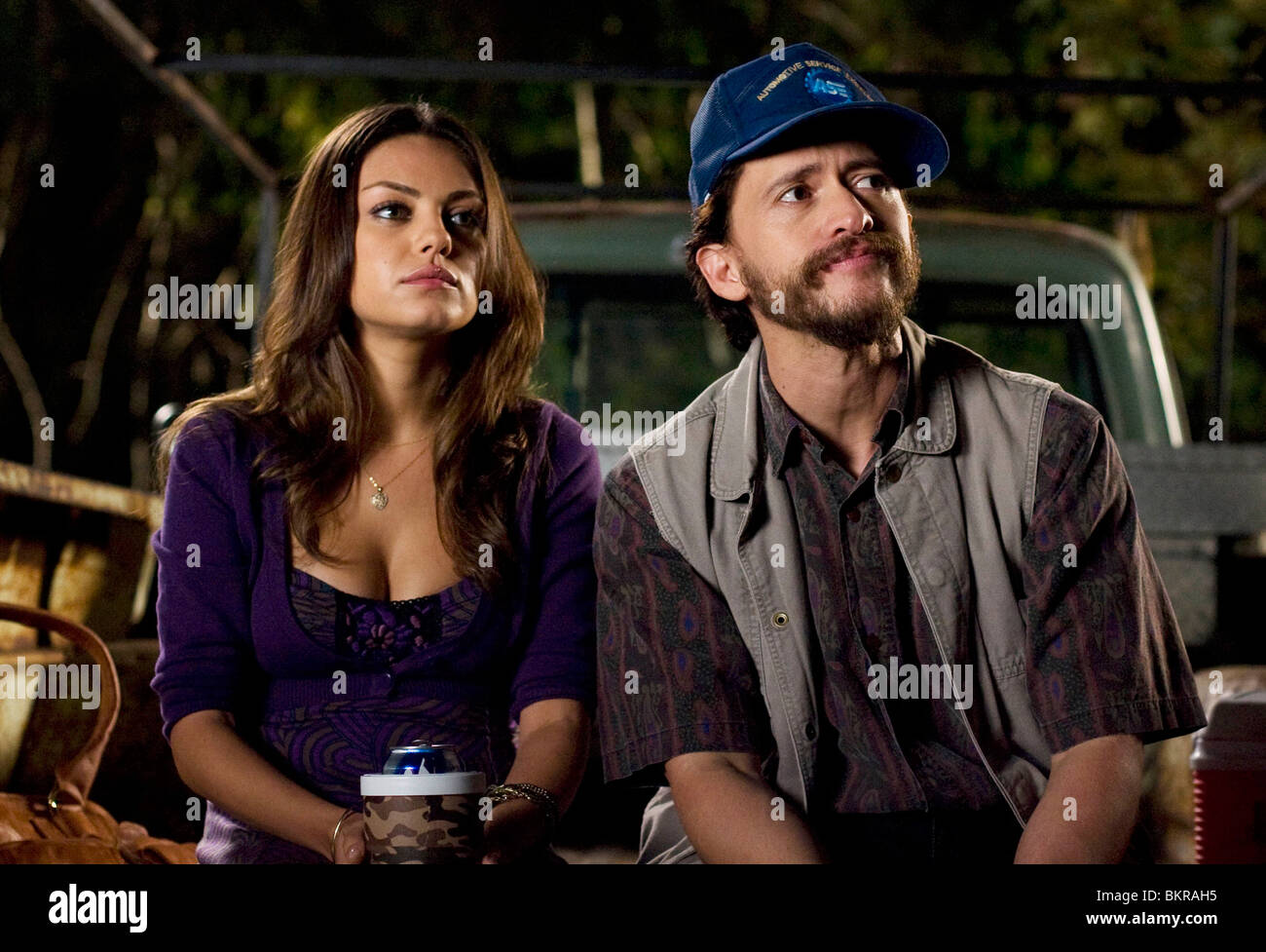 Extract (2010) hi-res stock photography and images - Alamy