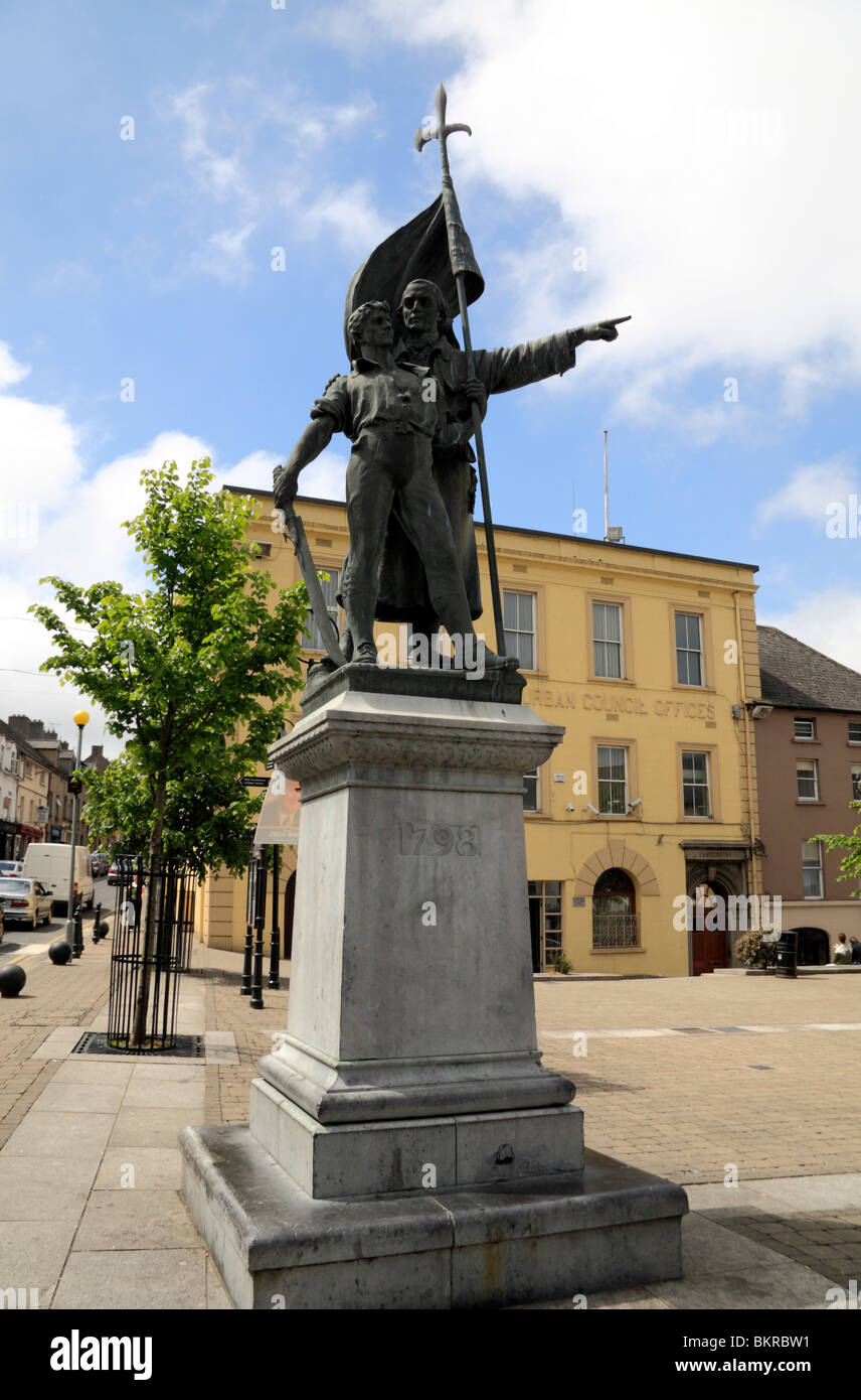 A statue commemorating the 1798 Rebelion in Enniscorthy town centre, Co ...