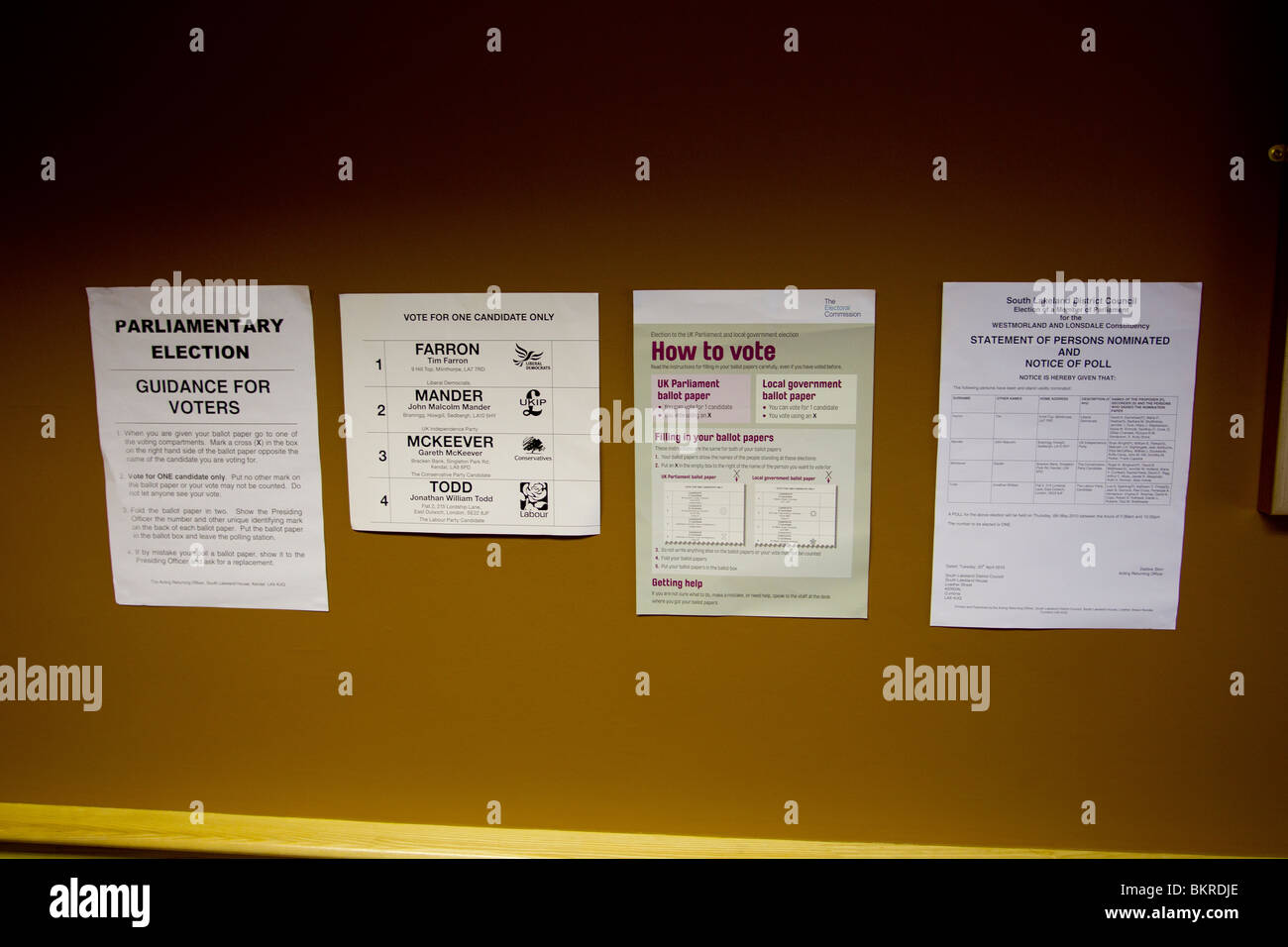 Voting guidance hi-res stock photography and images - Alamy