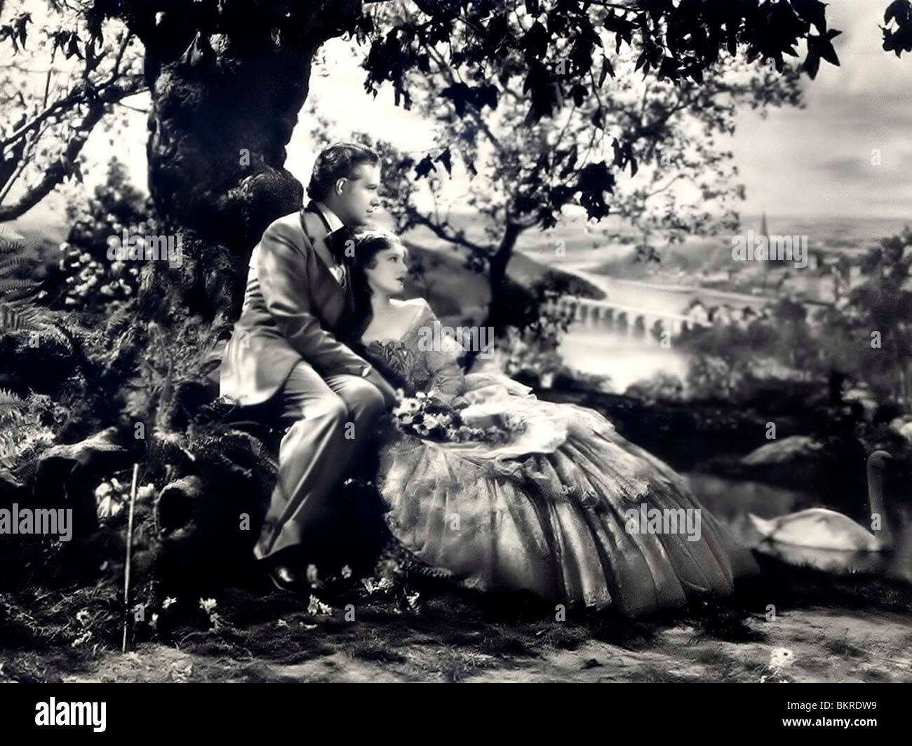 MAYTIME (1937) NELSON EDDY, JEANETTE MACDONALD ROBERT Z LEONARD (DIR ...