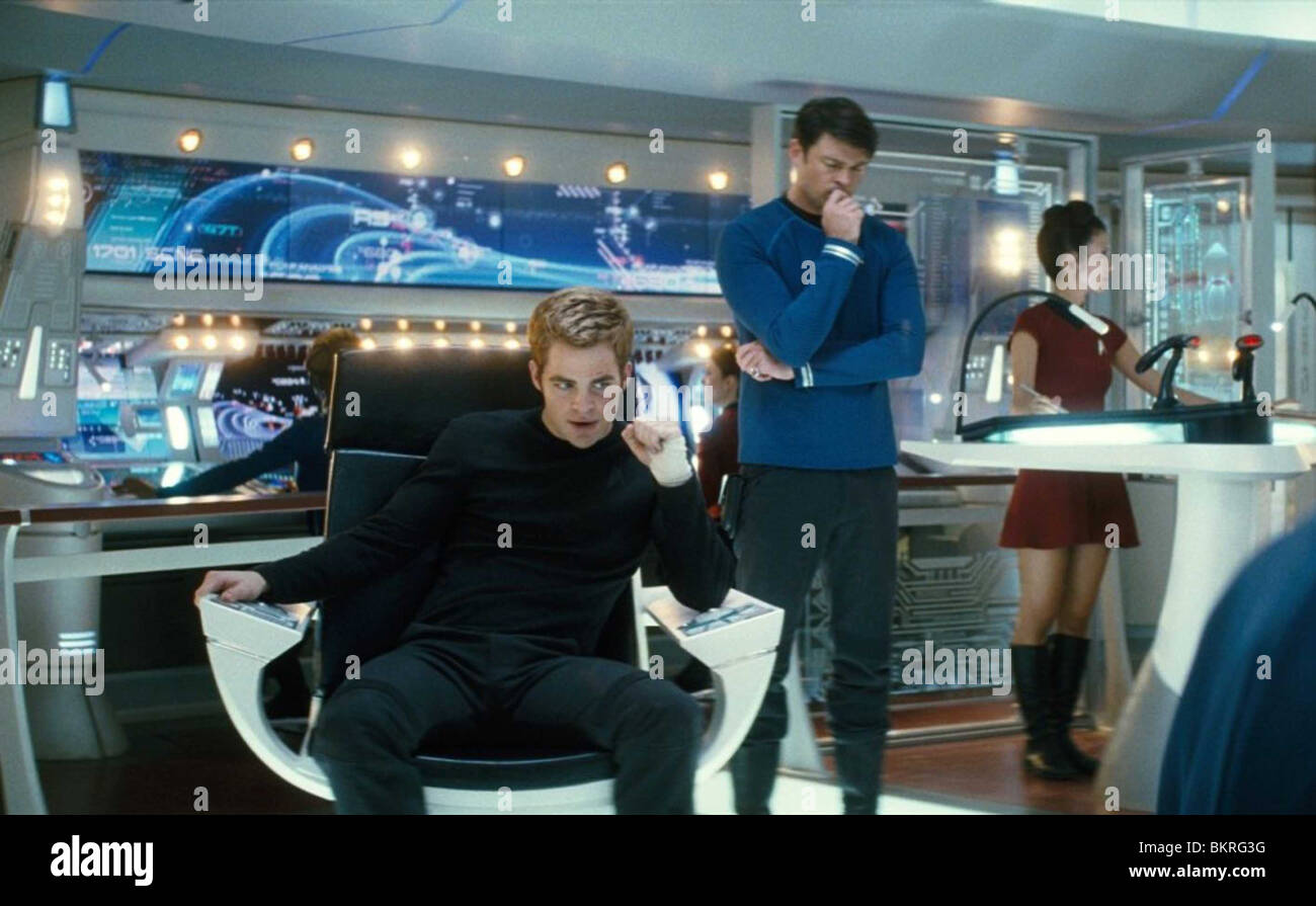 STAR TREK (2009) CHRIS PINE, ZACHARY QUINTO J J ABRAMS (DIR) 002 Stock ...