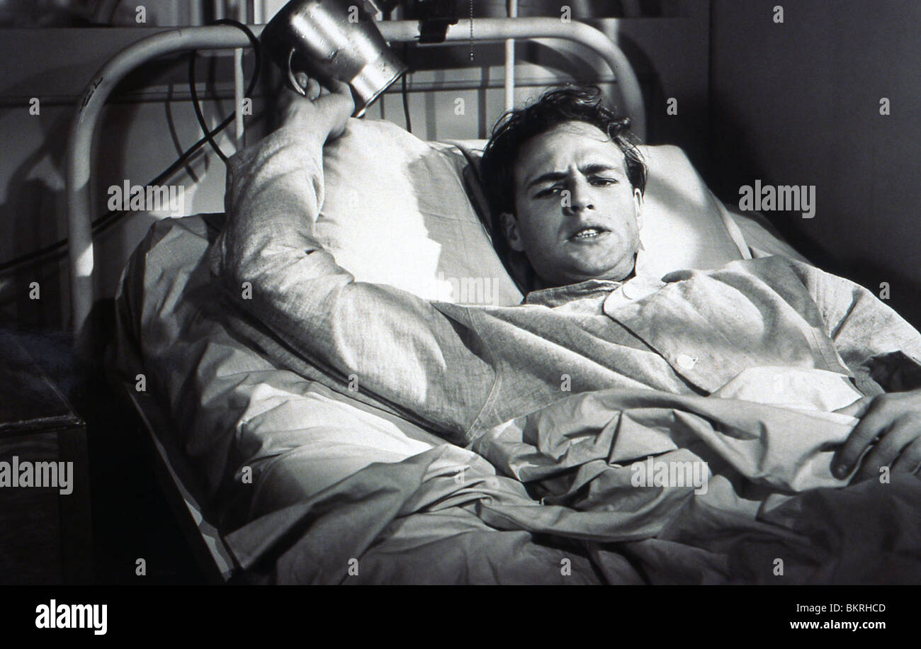 Marlon brando the men hi-res stock photography and images - Alamy