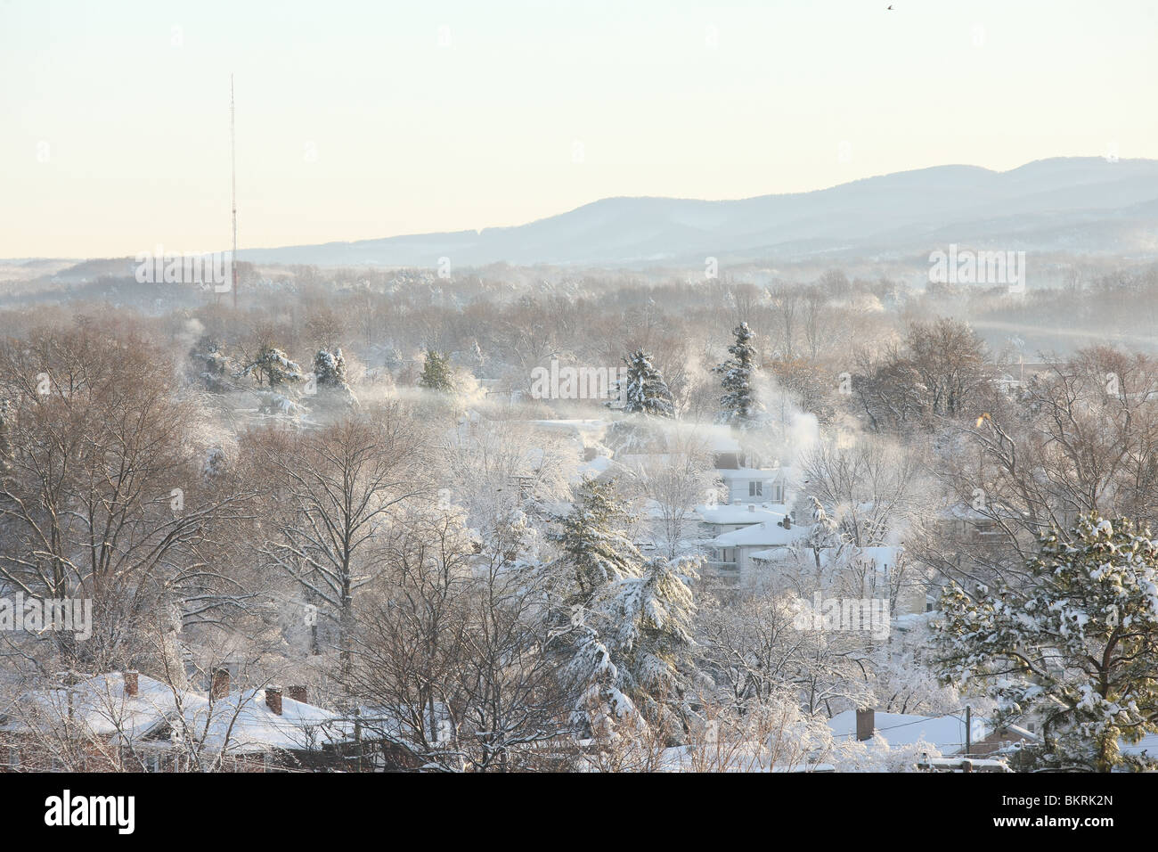 Snowfall in Charlottesville, VA Stock Photo - Alamy