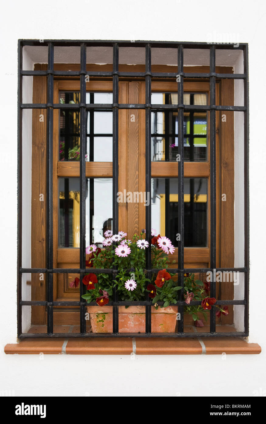 Barred window hi-res stock photography and images - Alamy