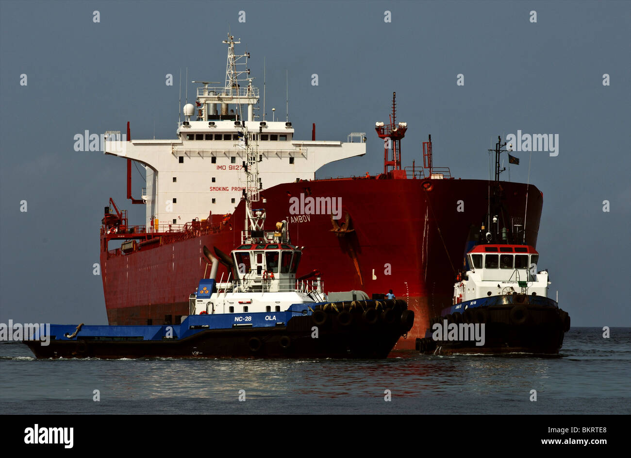 Curacao Willemstad harbour, oil tanker entering Stock Photo - Alamy