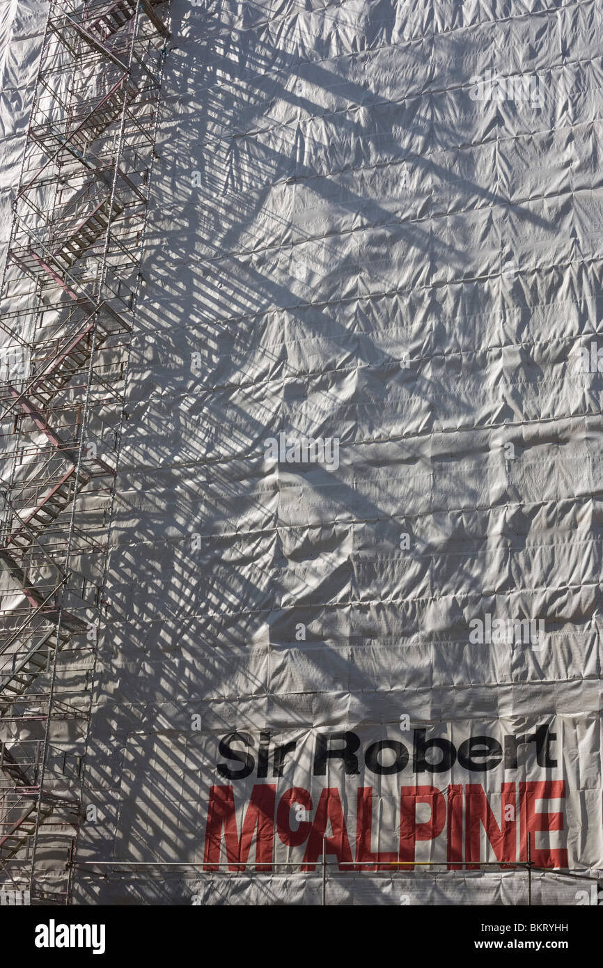 Scale Of Building To Surrounds High Resolution Stock Photography and ...