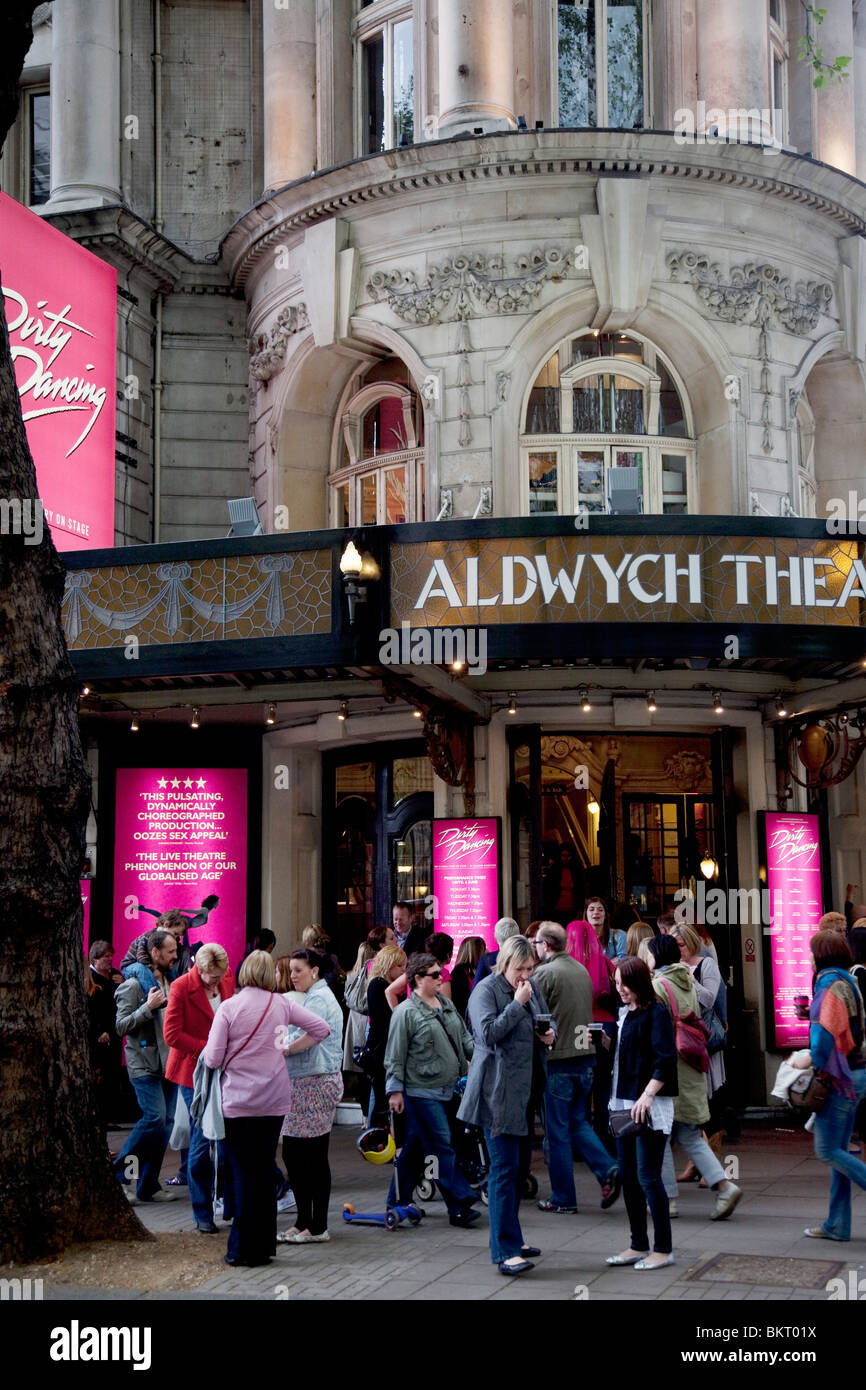 Aldwych theatre hi-res stock photography and images - Alamy