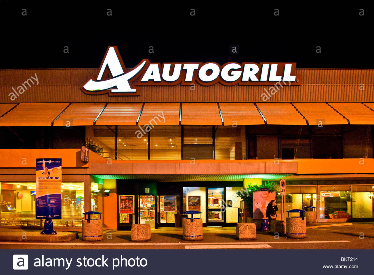 Highway Restaurant Signs High Resolution Stock Photography and Images ...
