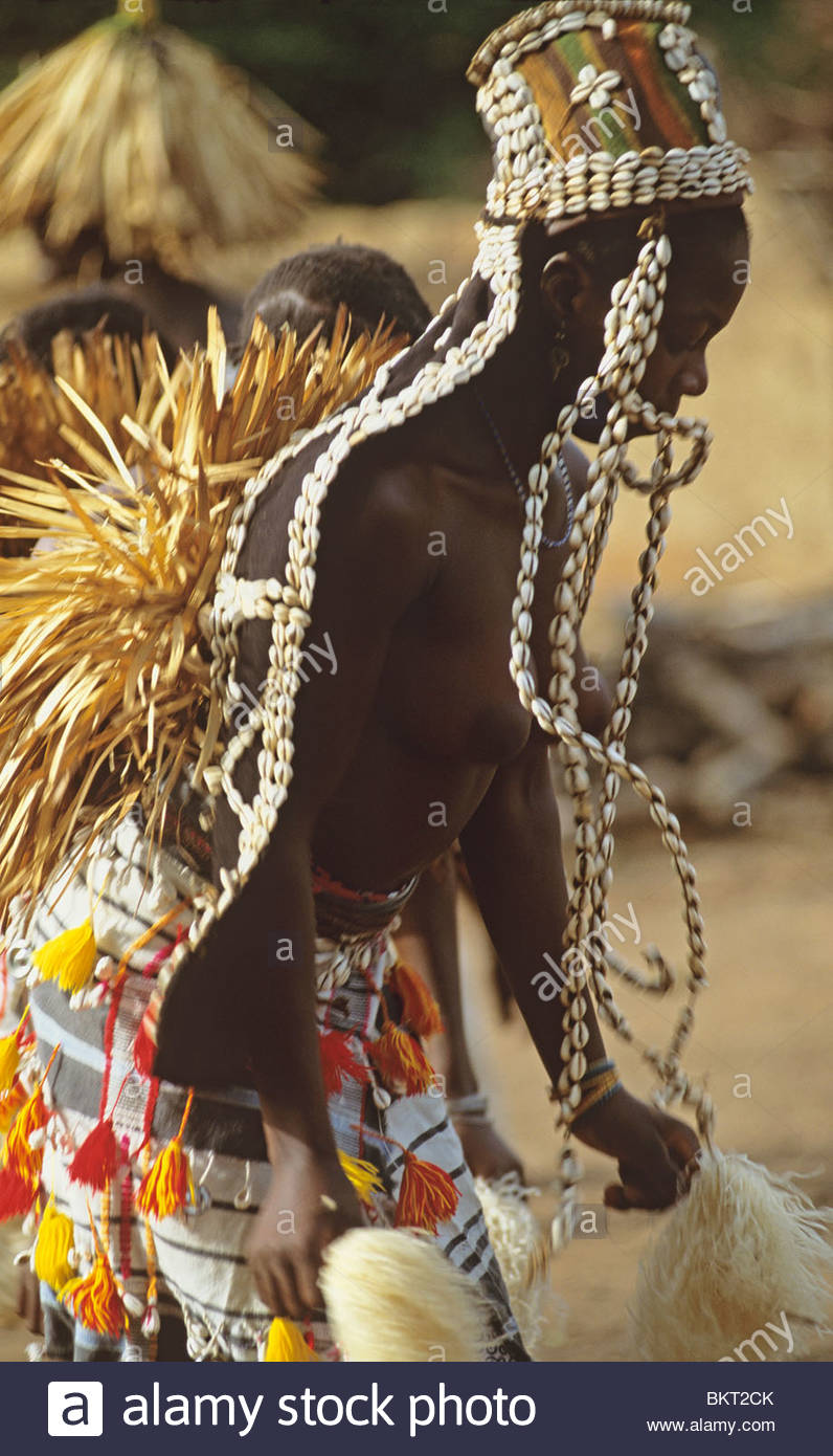 Ivory Coast Dance Stock Photos & Ivory Coast Dance Stock Images - Alamy