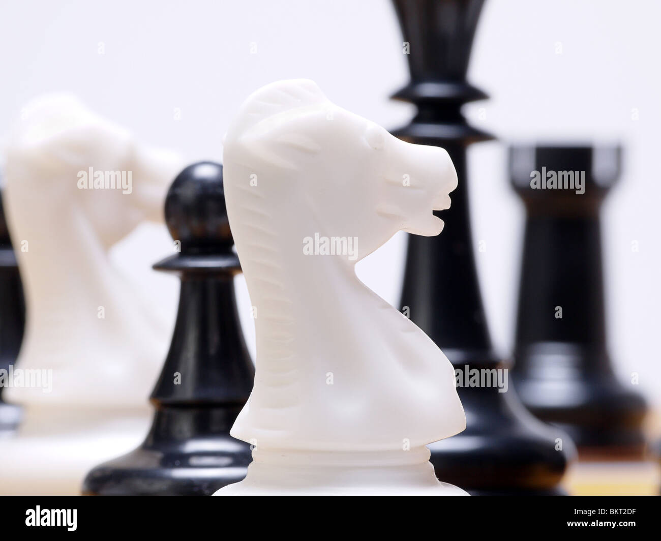 Black chessmen hi-res stock photography and images - Alamy