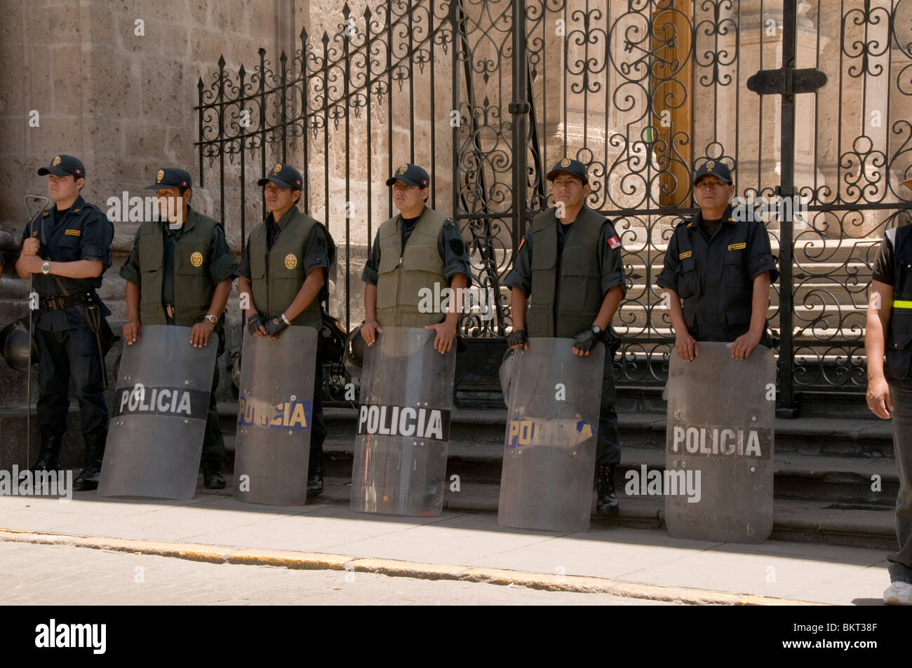 riot police in Arequipa, Peru Stock Photo - Alamy
