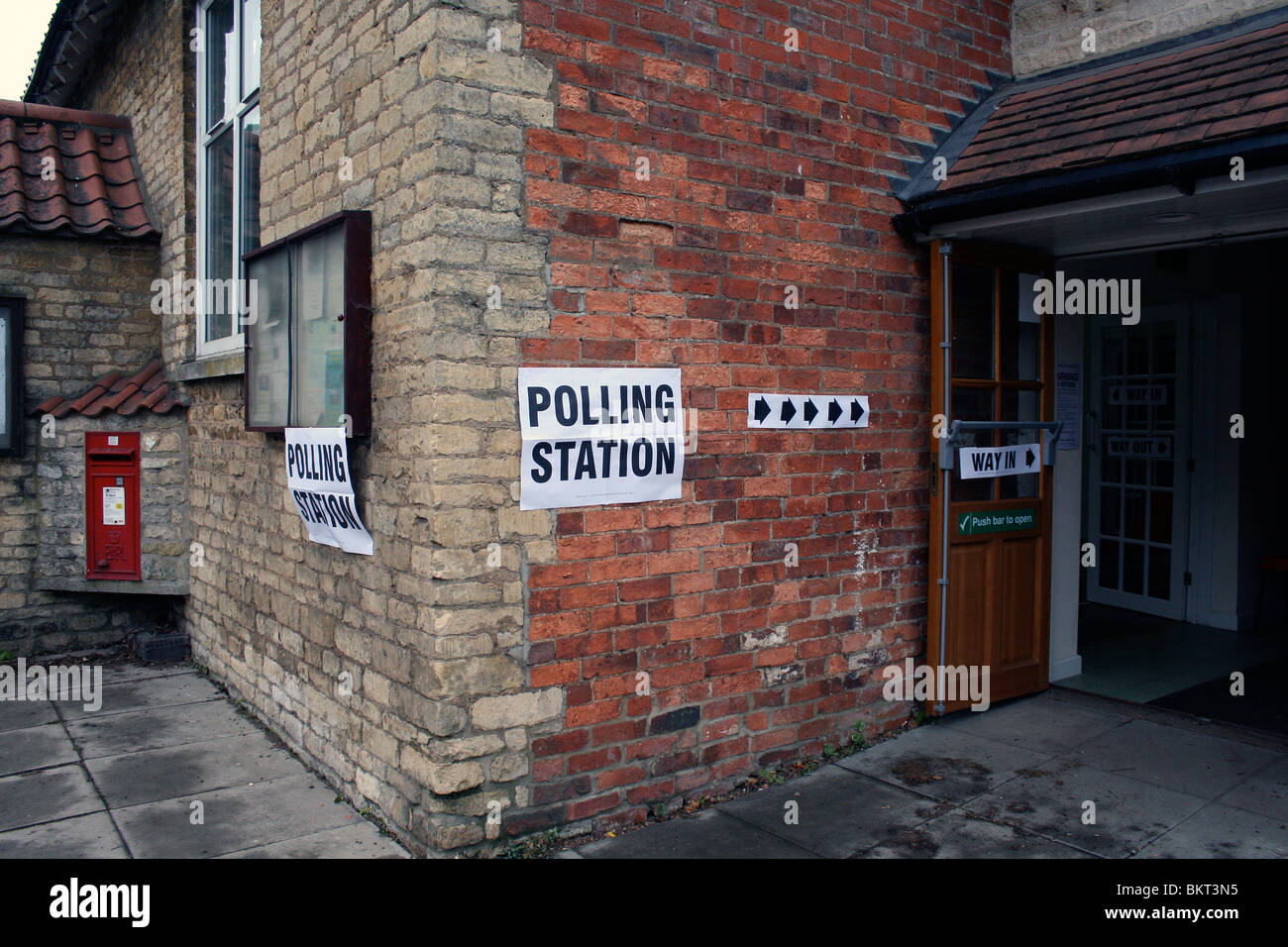 polling station, election Stock Photo - Alamy