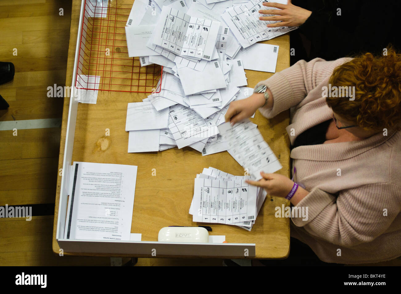 Counting station hi-res stock photography and images - Alamy