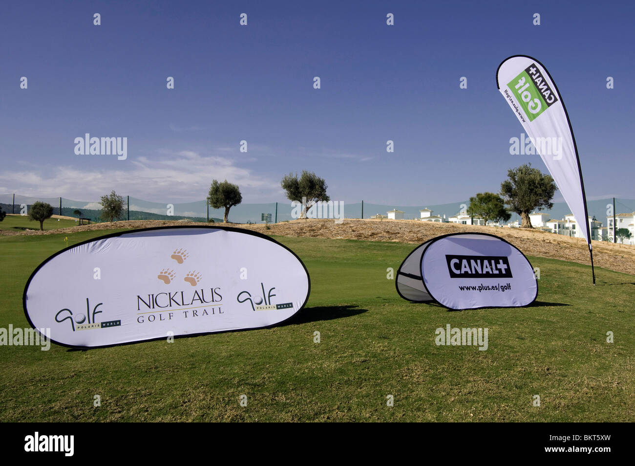 Golf advert hi-res stock photography and images - Alamy