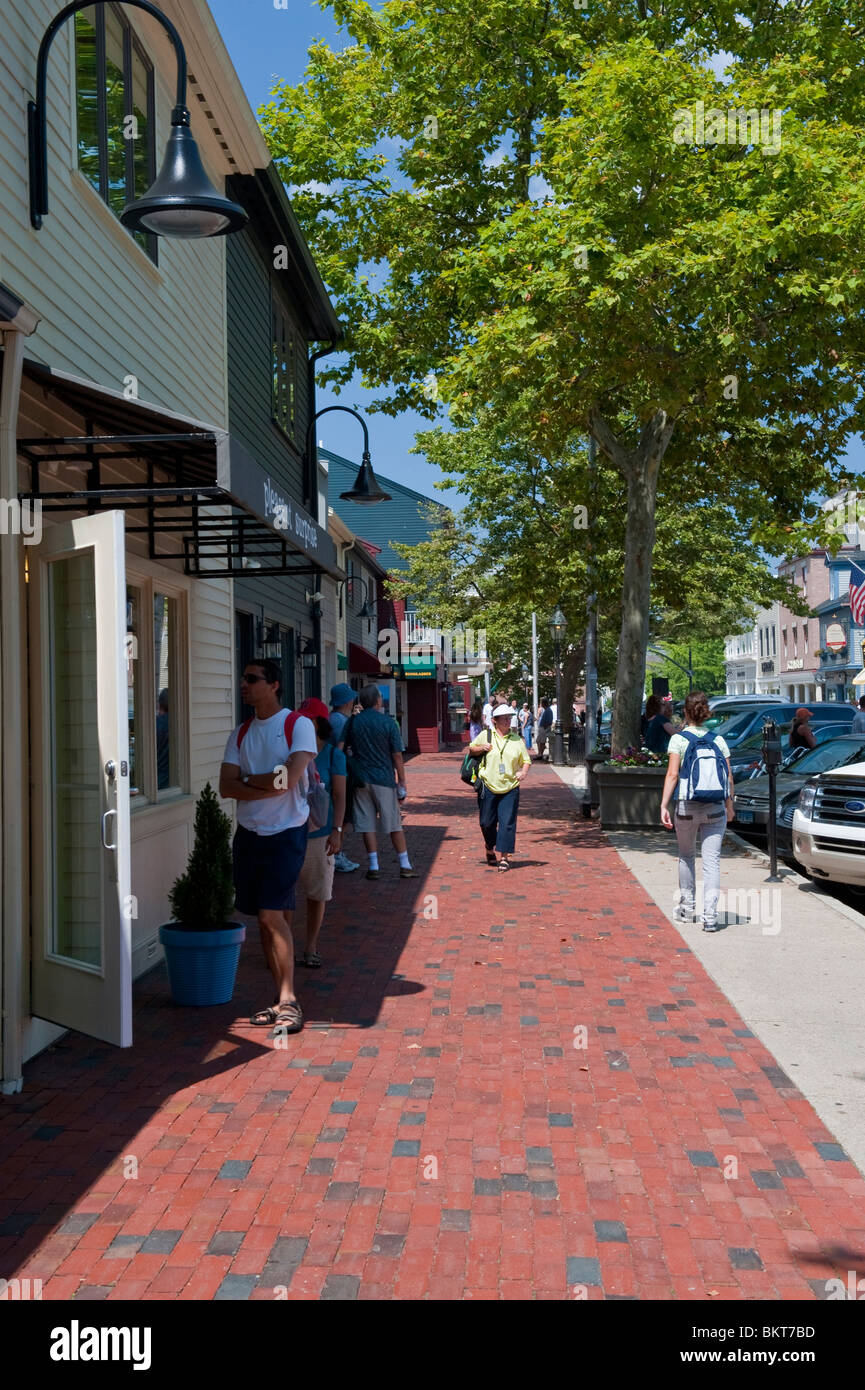 Newport Street Scene With Bars, Cafes and Souvenir Shopping on Thames ...