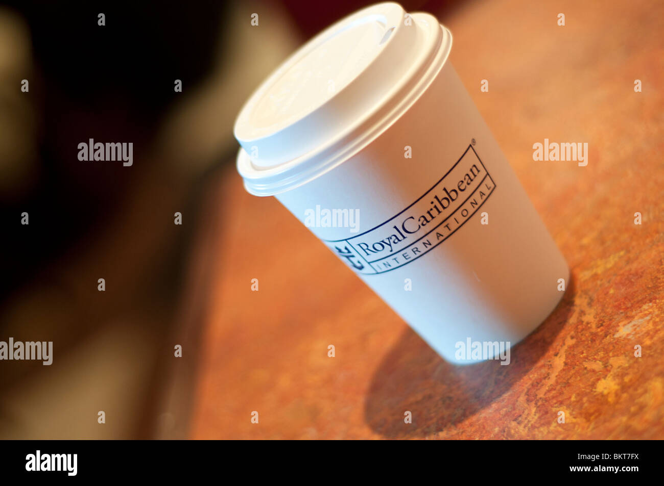 Royal paper hi-res stock photography and images - Alamy