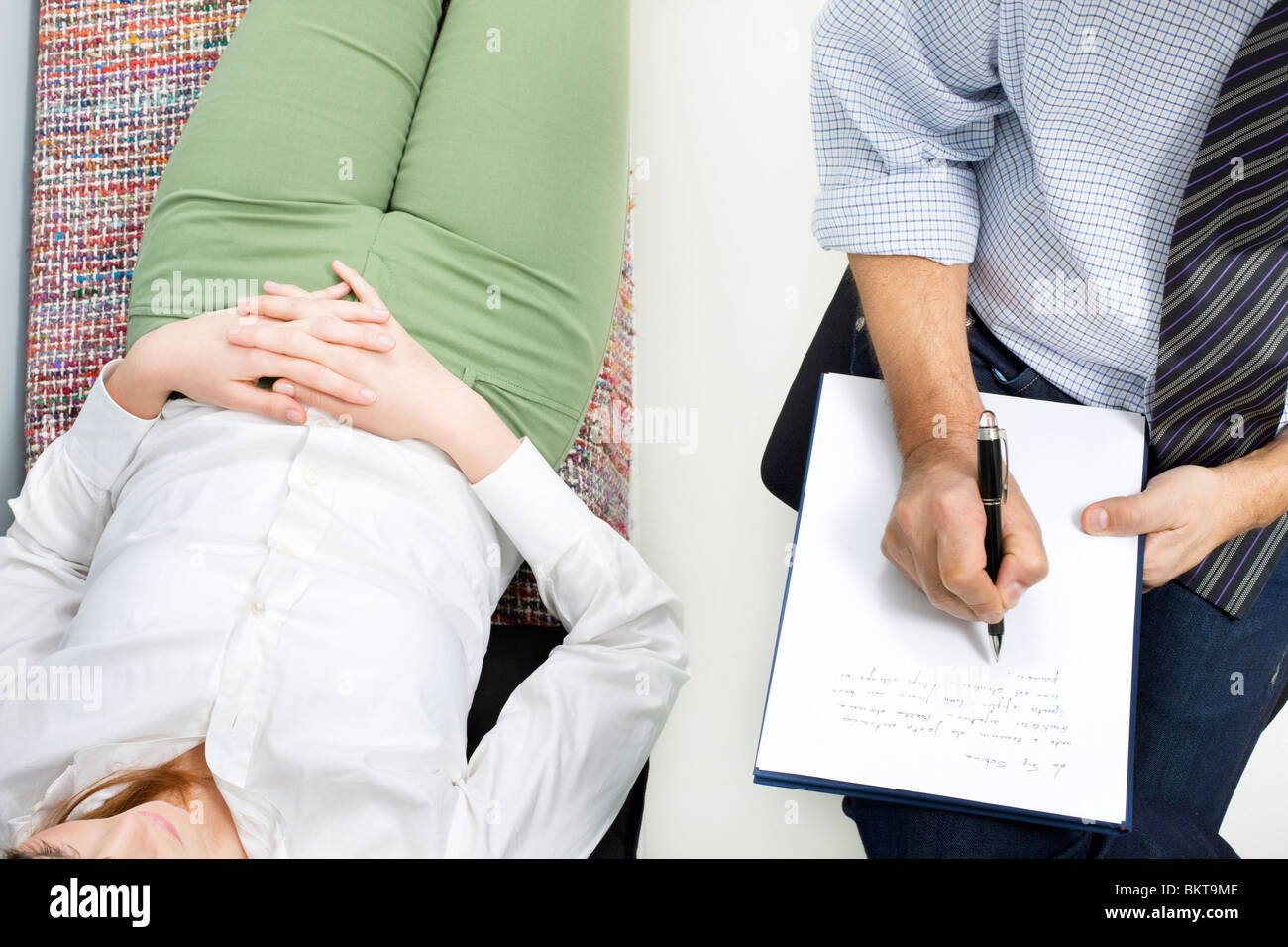 psychiatrist with patient Stock Photo - Alamy