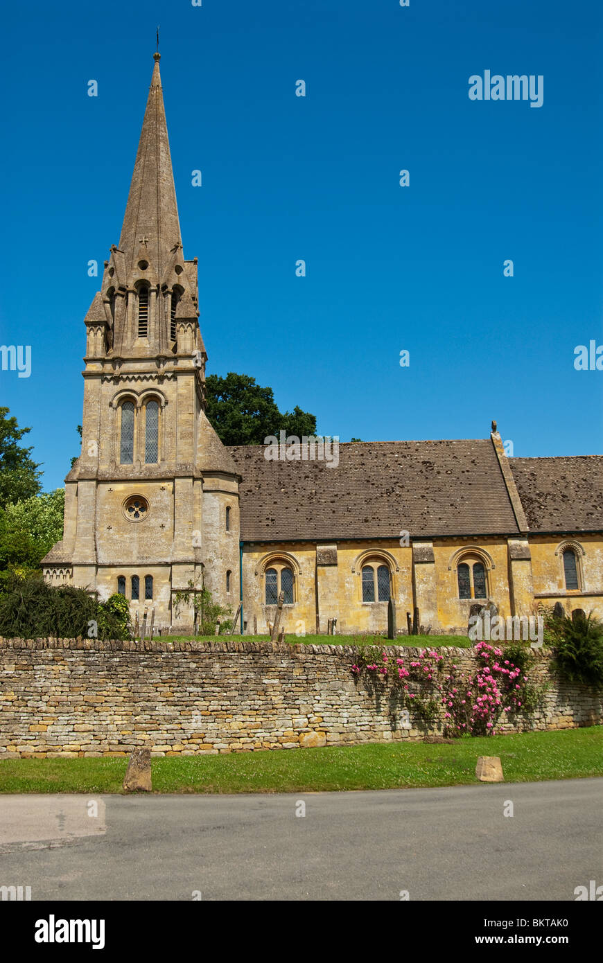 Batsford gloucestershire hi-res stock photography and images - Alamy