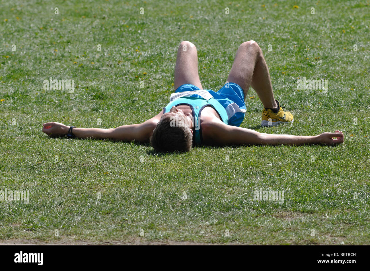 Exhausted after race hi-res stock photography and images - Alamy
