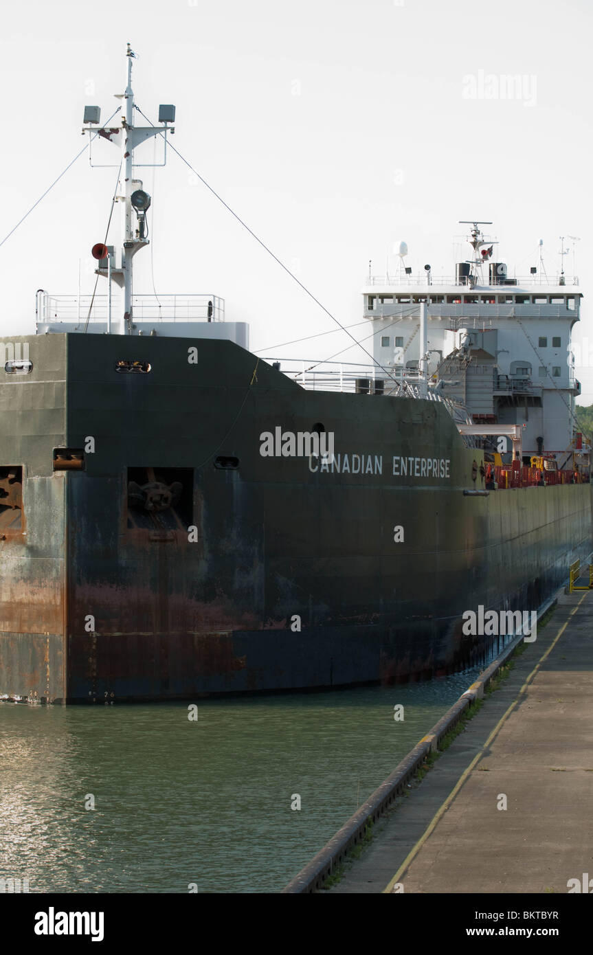 Great lakes bulk cargo carrier hi-res stock photography and images - Alamy