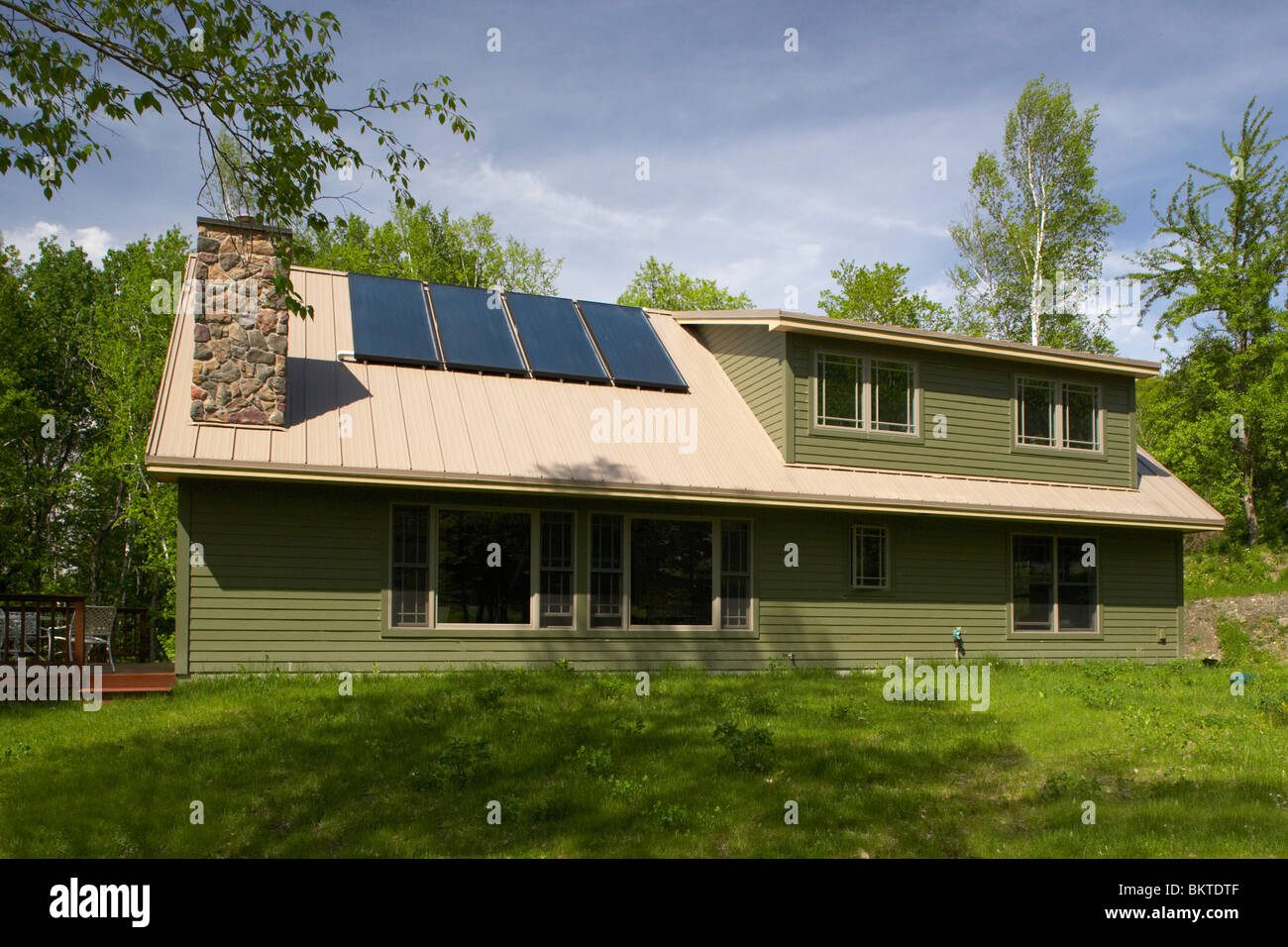 Energy efficient house hi-res stock photography and images - Alamy