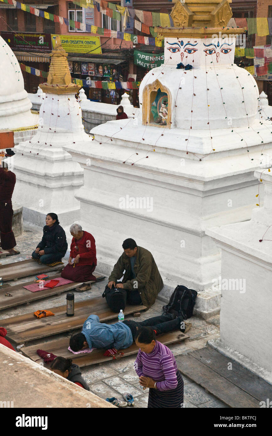 Tibetan Buddhists do PROSTRATIONS at BODHANATH STUPA - KATMANDU, NEPAL ...