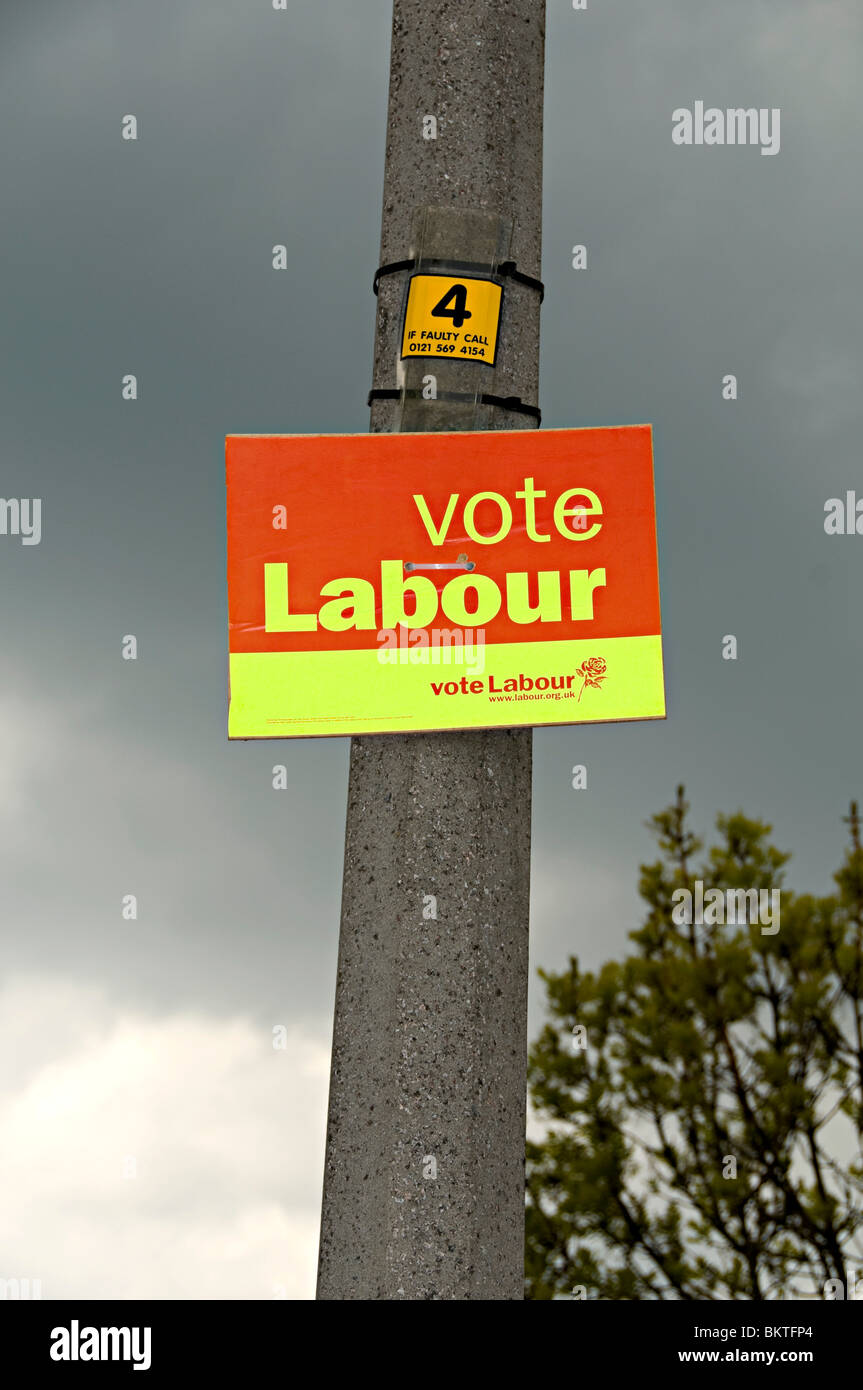 Labour general election billboards hi-res stock photography and images ...