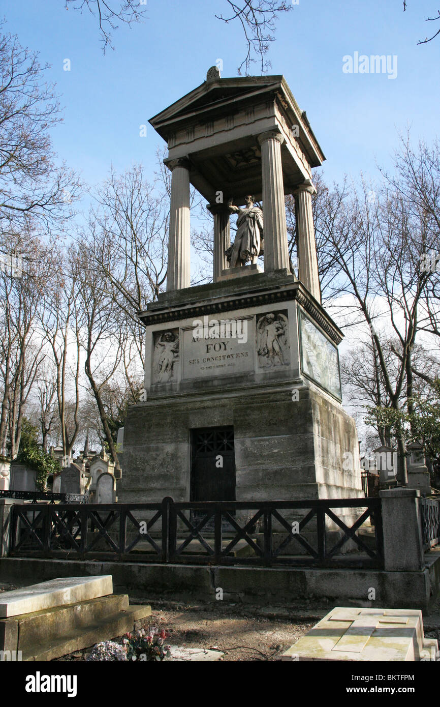 General Foy in Cemetery Pere Lachaise, Paris, France Stock Photo - Alamy