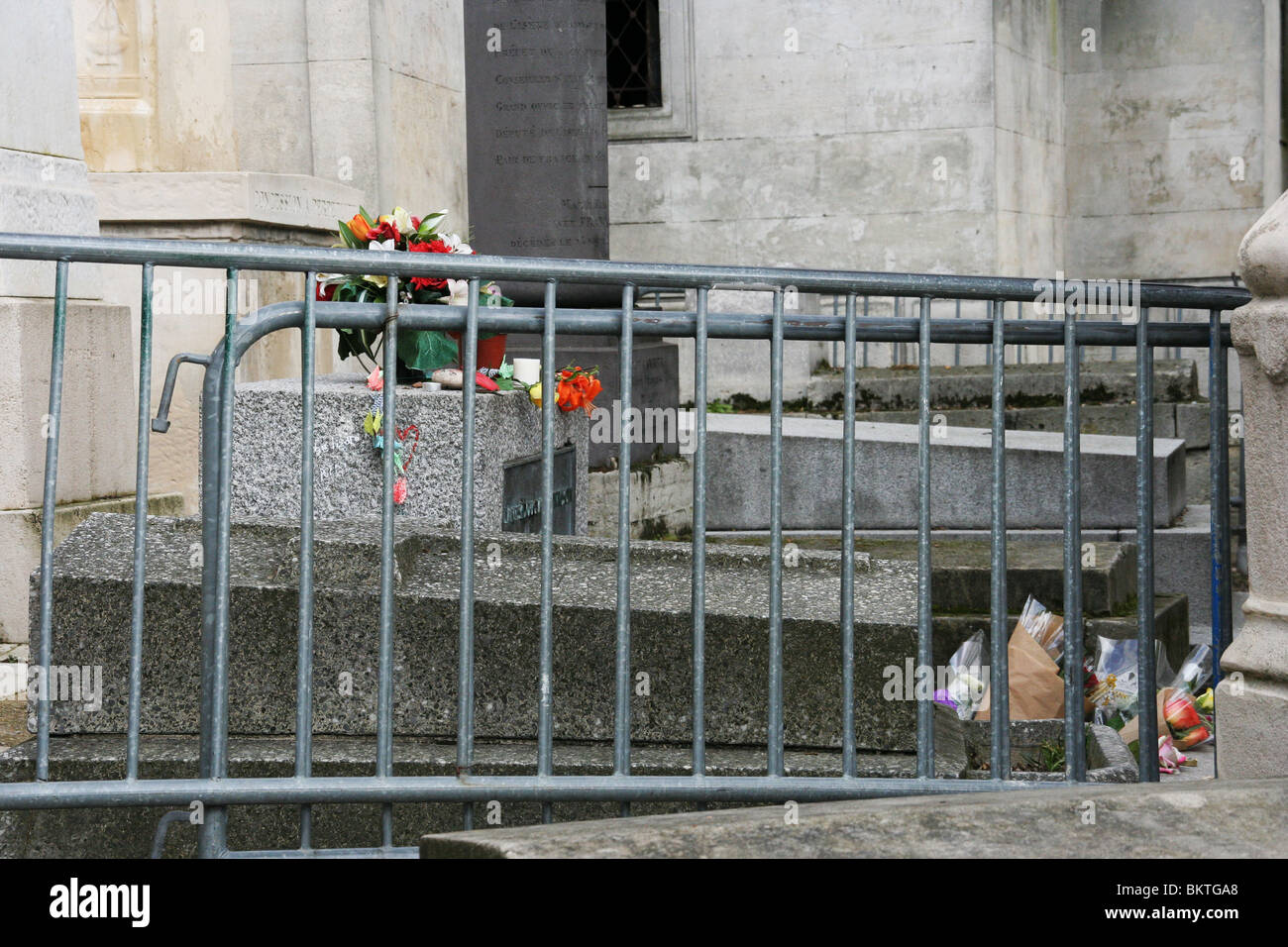 Jim Morrison tomb in Cemetery Pere Lachaise, Paris, France Stock Photo ...
