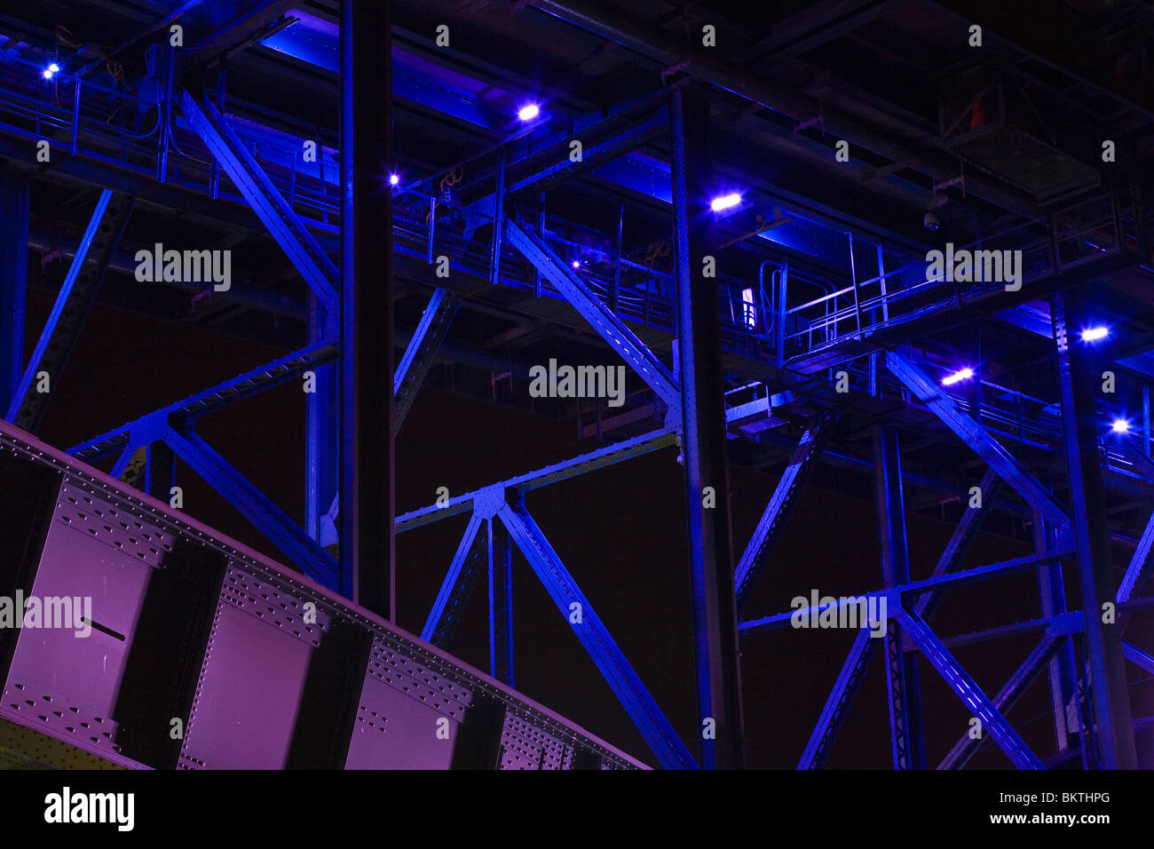 Steel girders beams hi-res stock photography and images - Alamy
