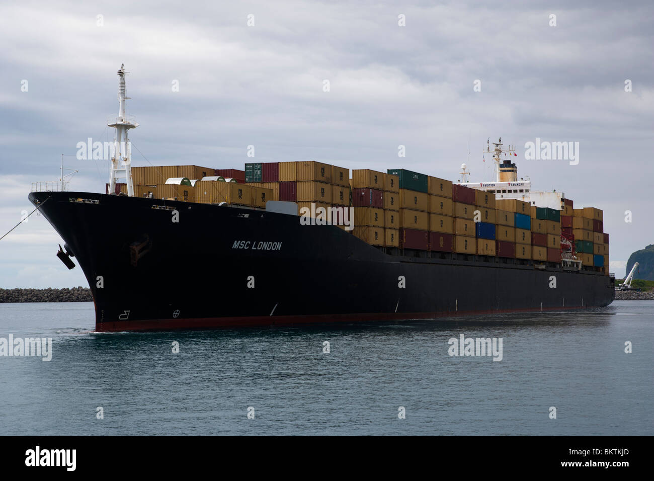 Tug Boat Container Ship Reunion Island Harbour Stock Photo - Alamy