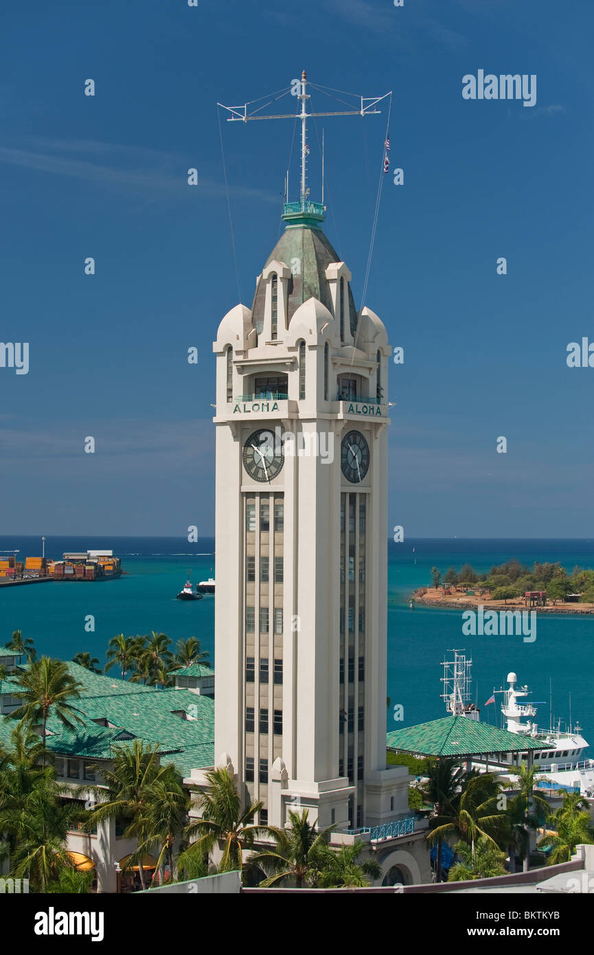 Aloha tower honolulu hi-res stock photography and images - Alamy