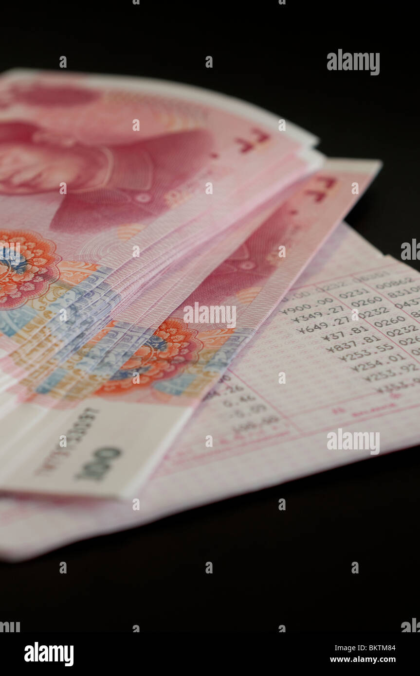 Chinese currency, Yuan or Renminbi Stock Photo - Alamy
